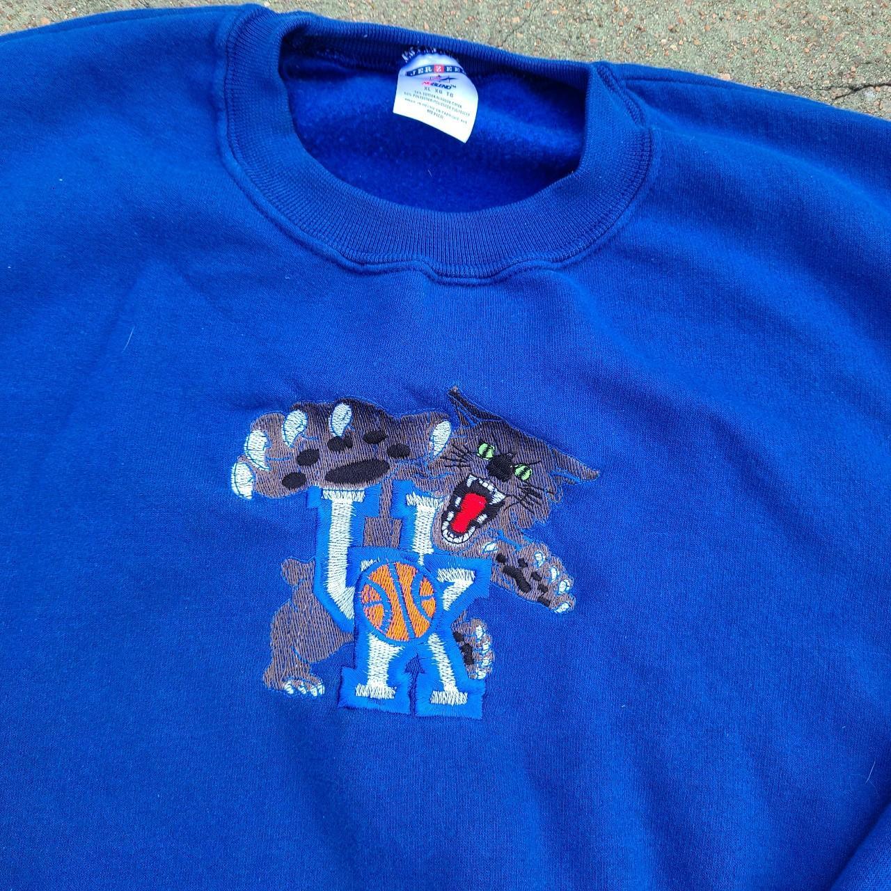 UK University of Kentucky Embroidered Sweater size XL - Depop