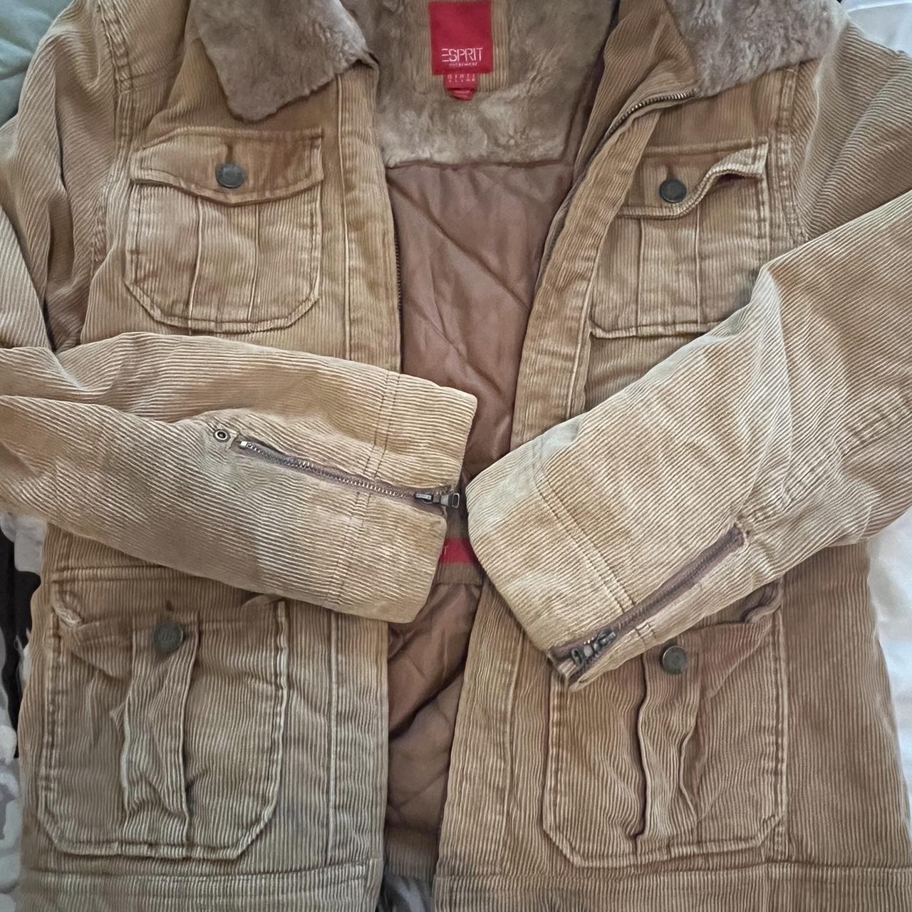 Super cute jacket and really warm one of my... - Depop