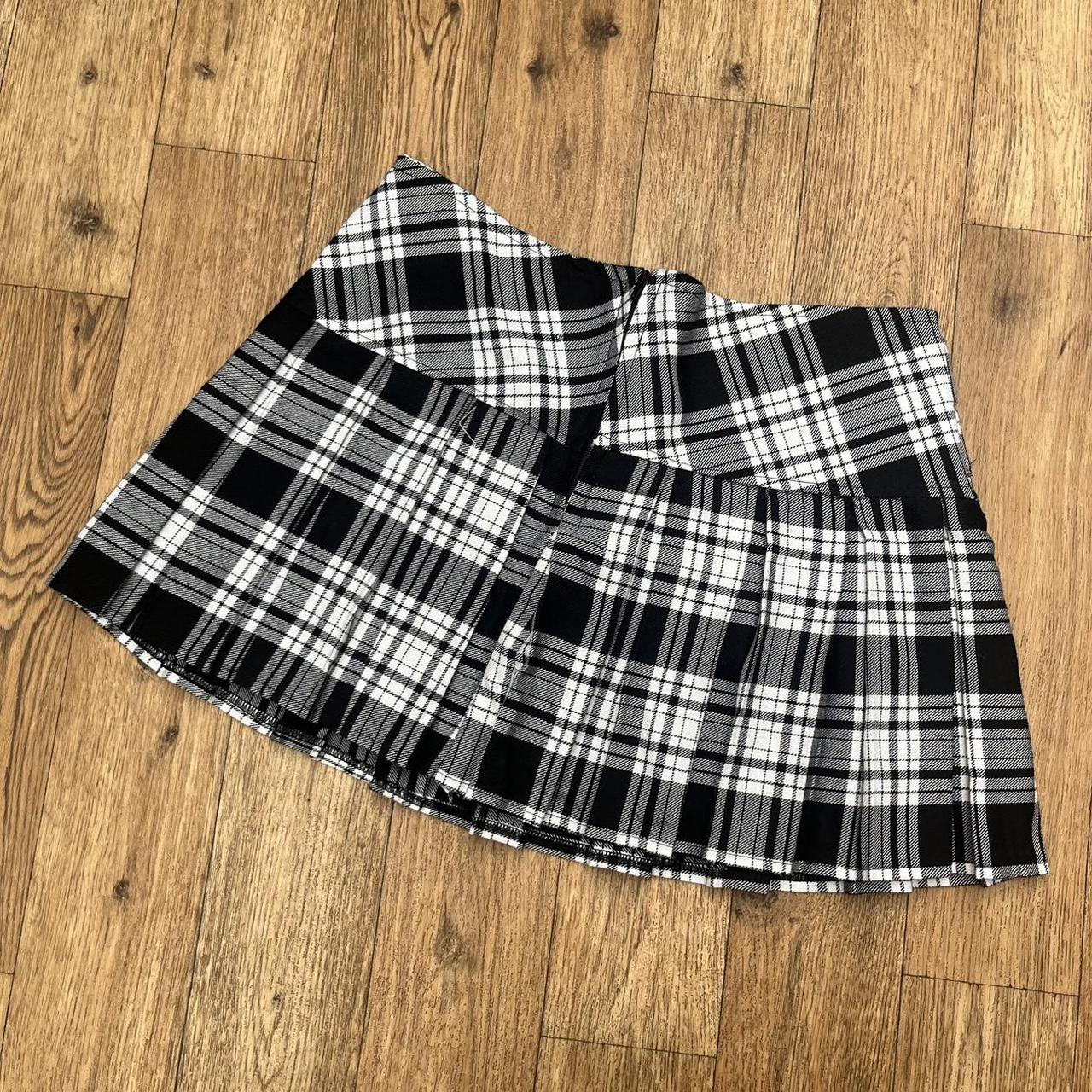 Adorable Black And White Tartan Mini Skirt Pleated Depop