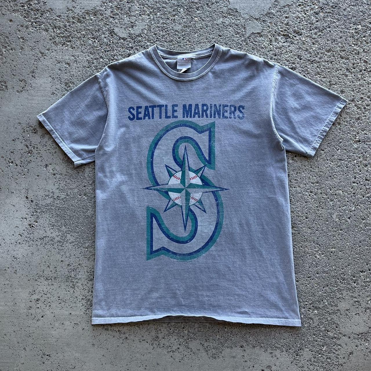 Vintage 2000s Seattle Mariners T-shirt •Medium... - Depop