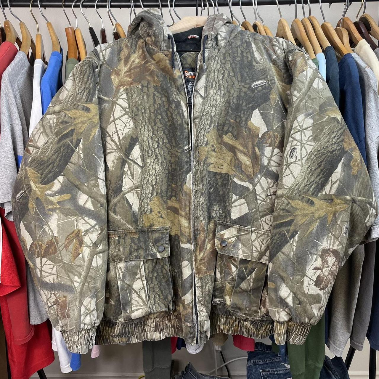 Real Tree Camo Jacket •XL (see measurements below)... - Depop
