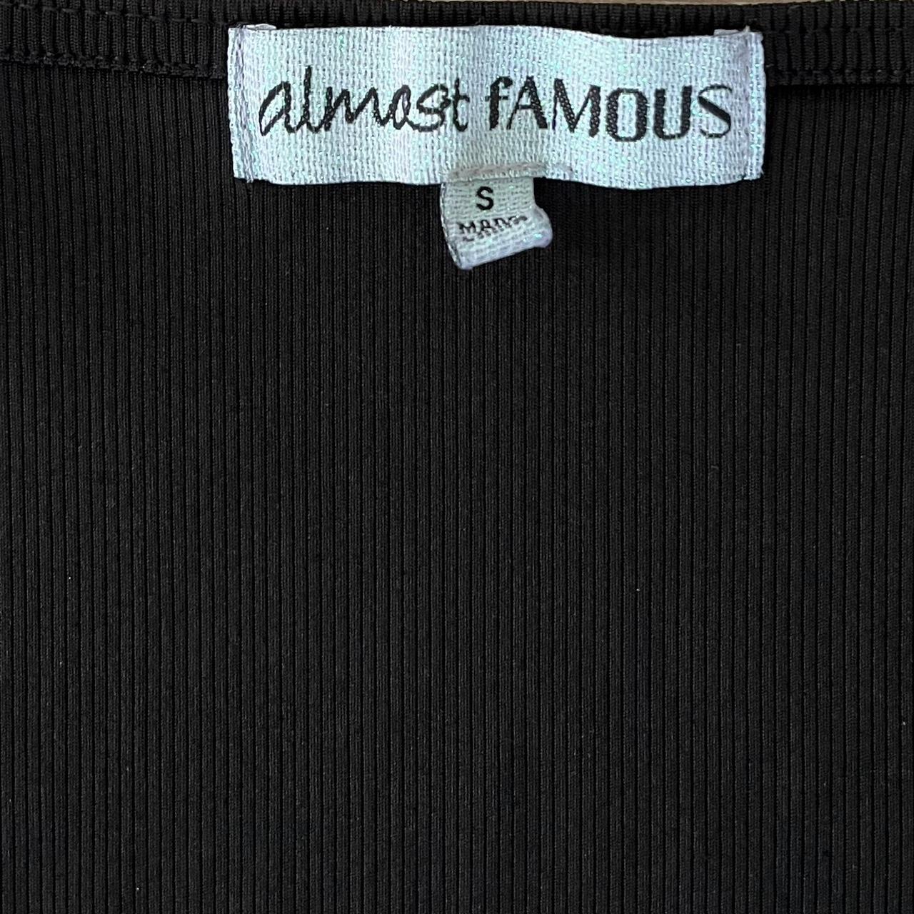 small almost famous black chain loop corset-ish crop... - Depop