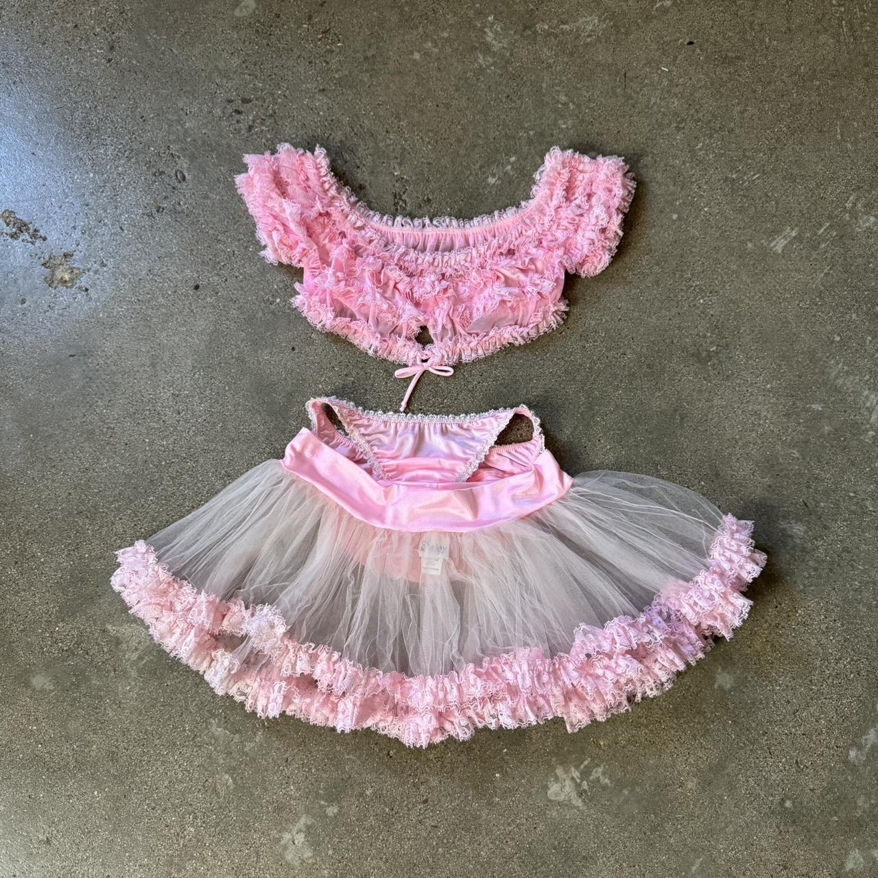 Coquette Set Vintage 80’s bubblegum pink lingerie... | Depop