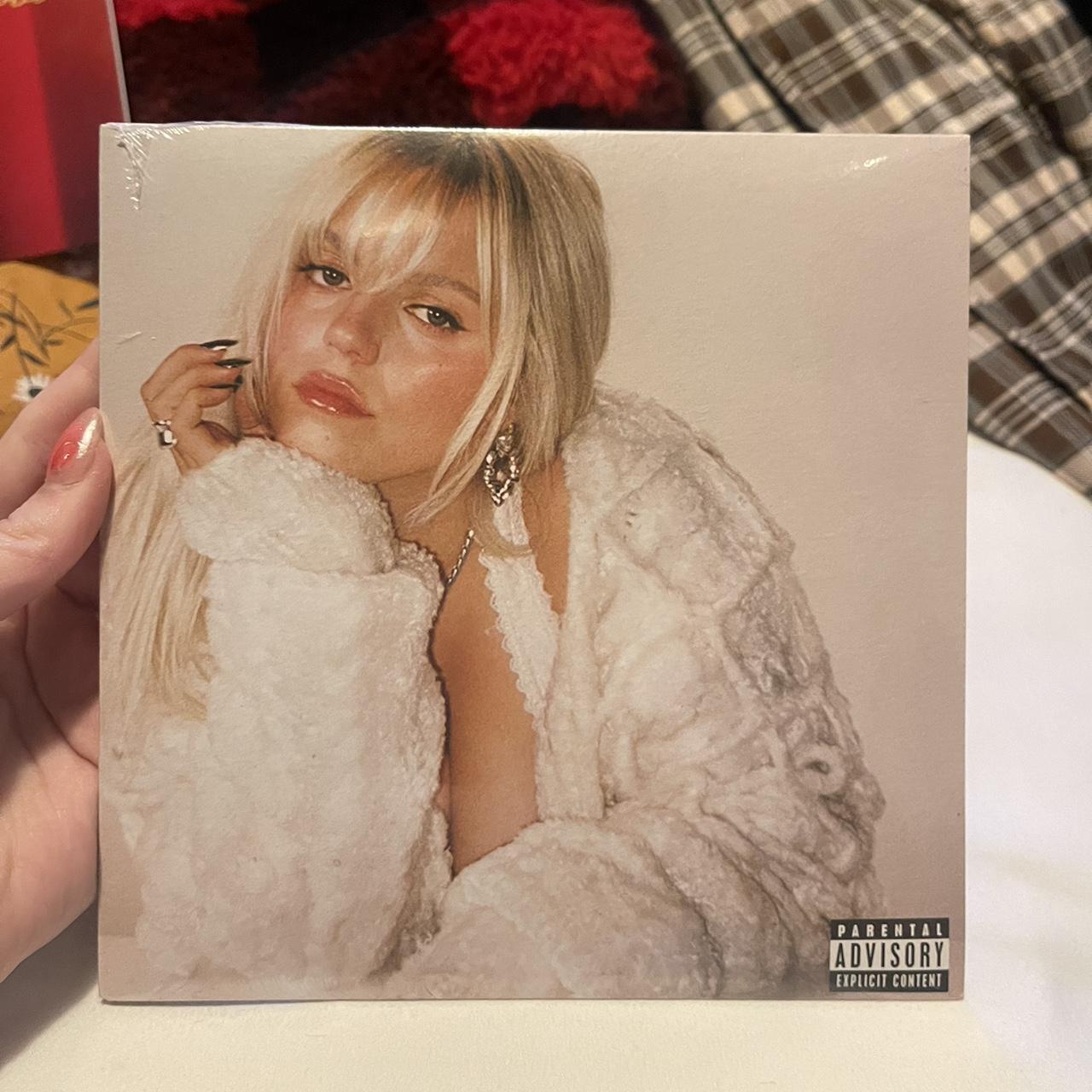 Renee Rapp Snow Angel 7” vinyl - still sealed! - Depop