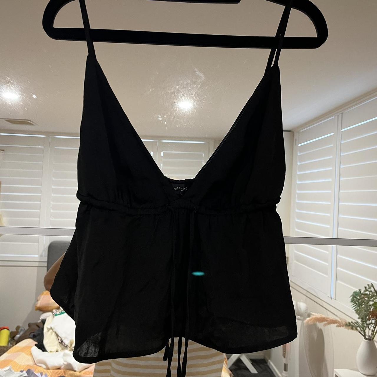 Glassons small black triangle top - Depop