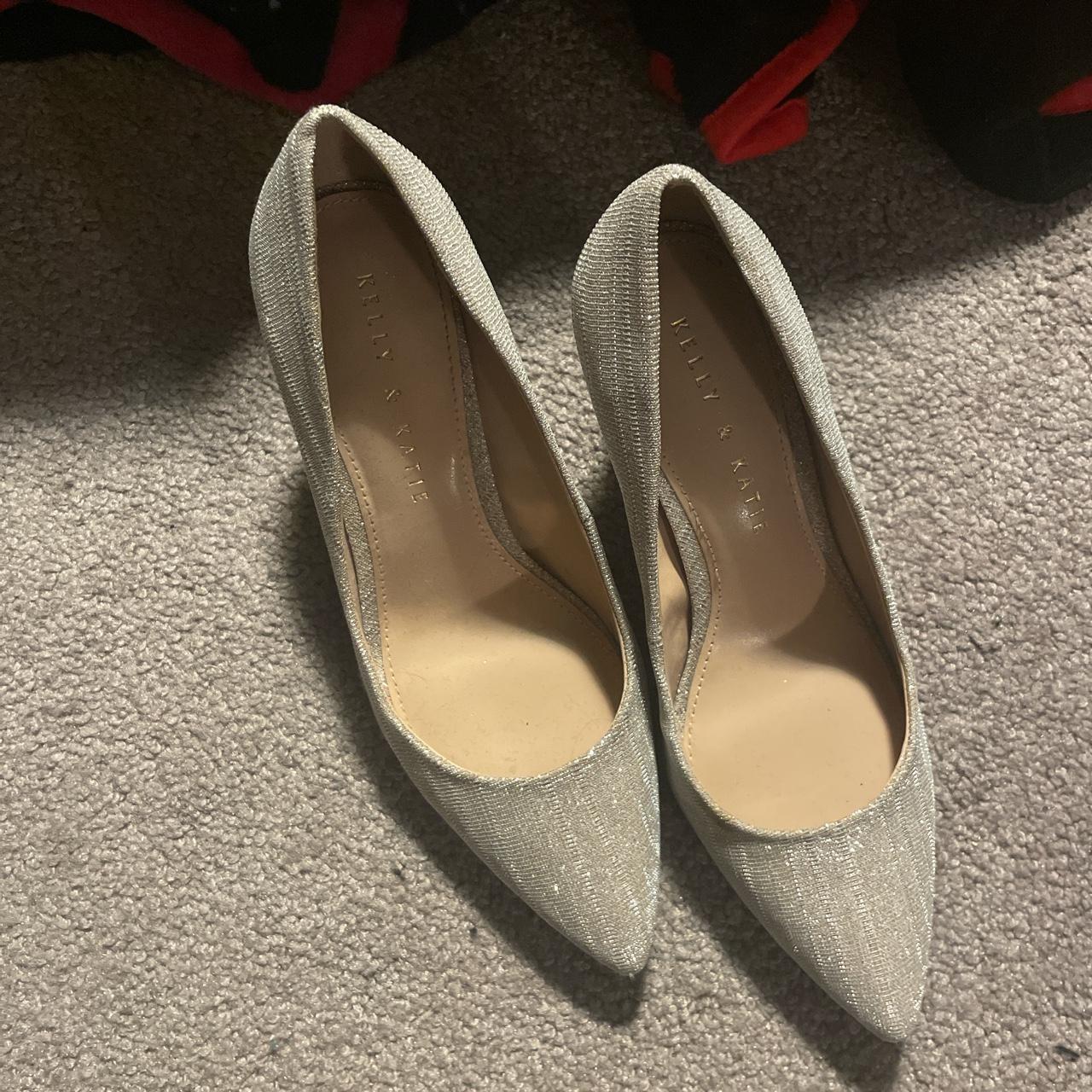 💫Classy girl vibes💫 🌟only ever worn once for about... - Depop