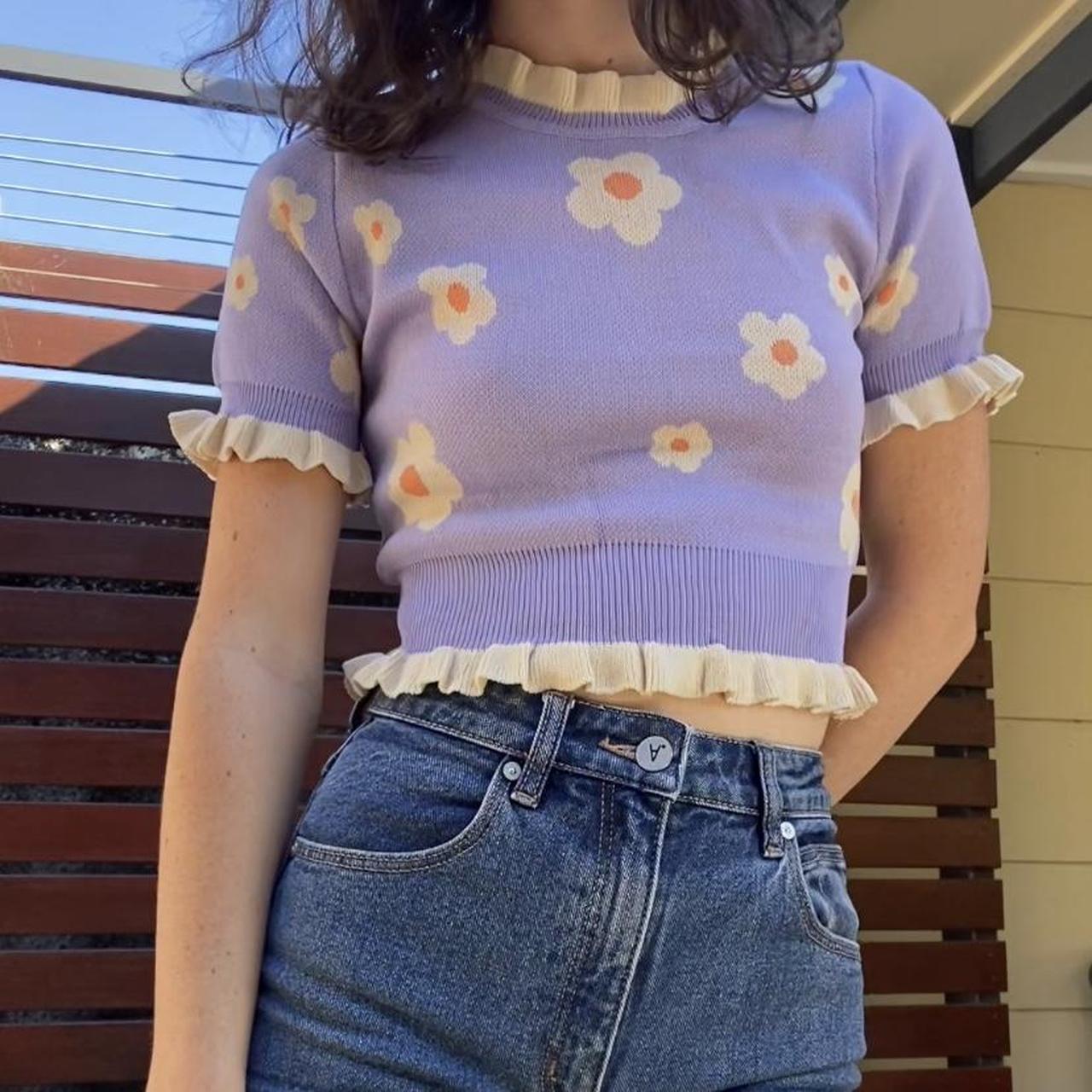 lilac frill crop | stretchy | so cute for pics | no... - Depop