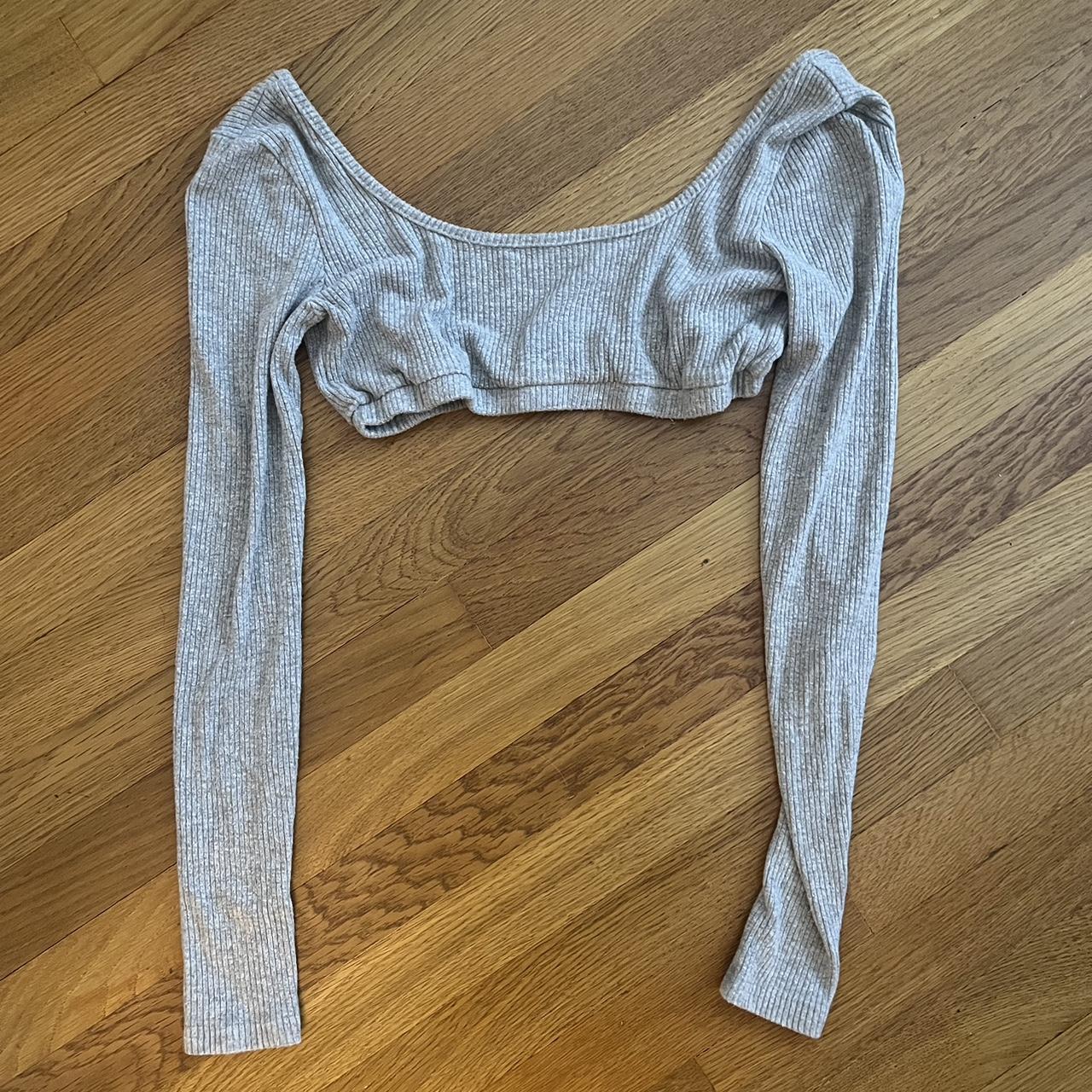 grey edikted cropped long sleeve💋 size XS worn... - Depop