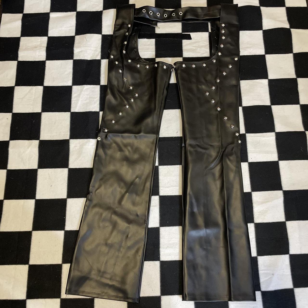 Chaps Women's Bottoms | Depop