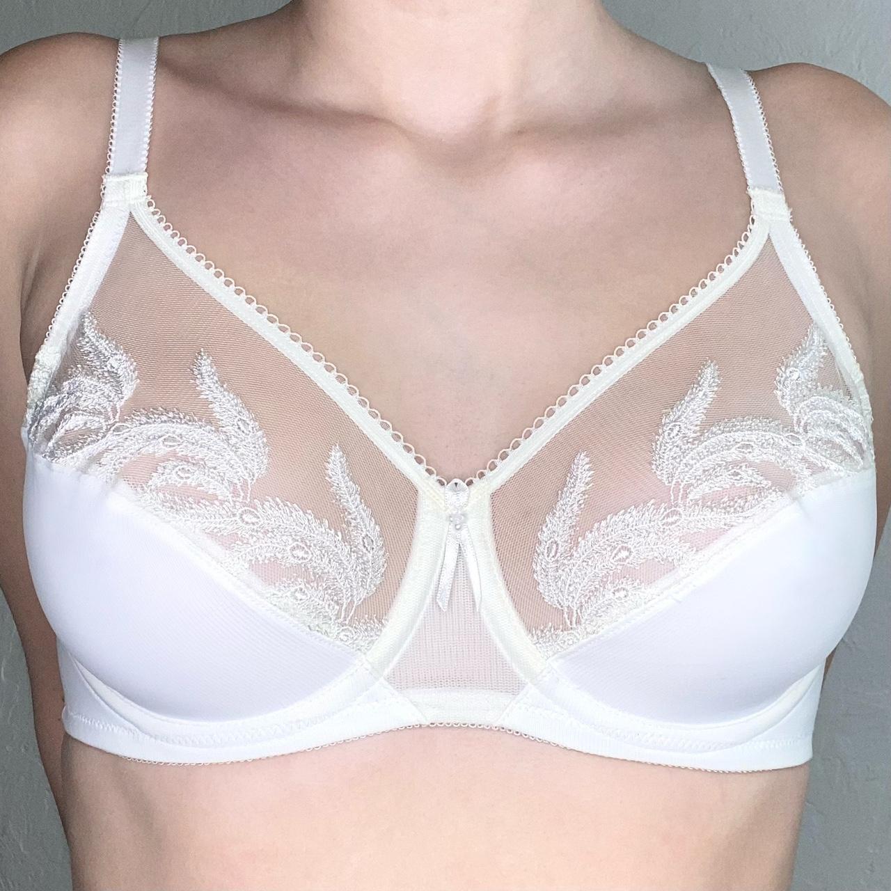 vintage 90s/y2k wacoal white sheer lace bra... - Depop