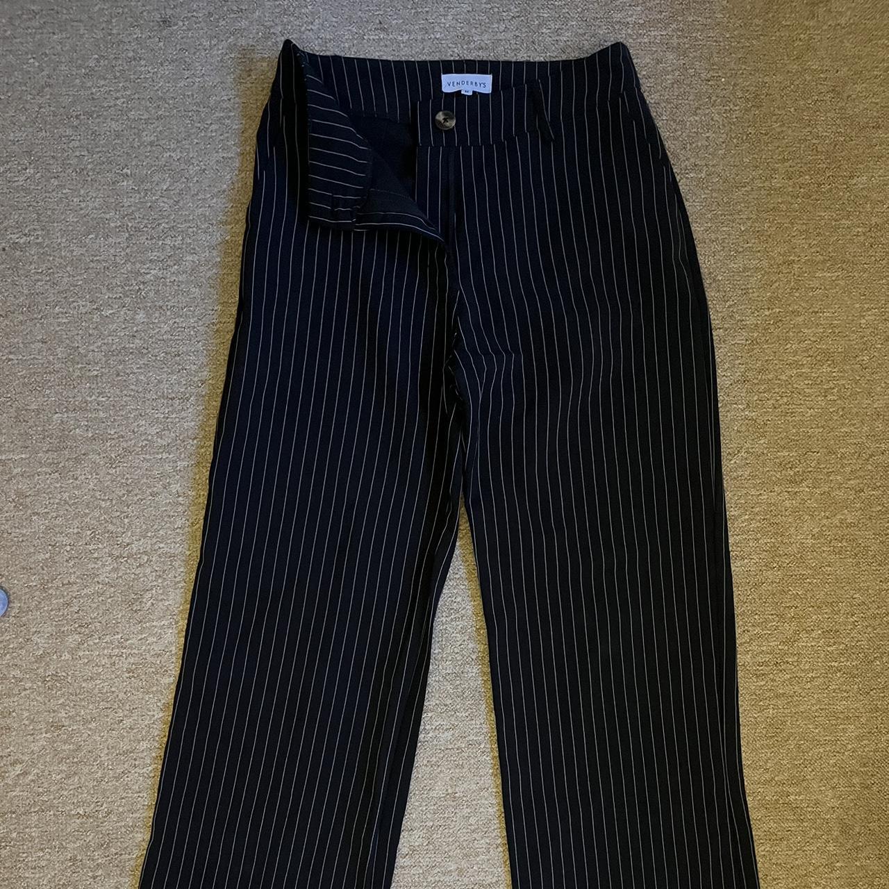 Venderbys black pinstripe straight leg trousers - Depop