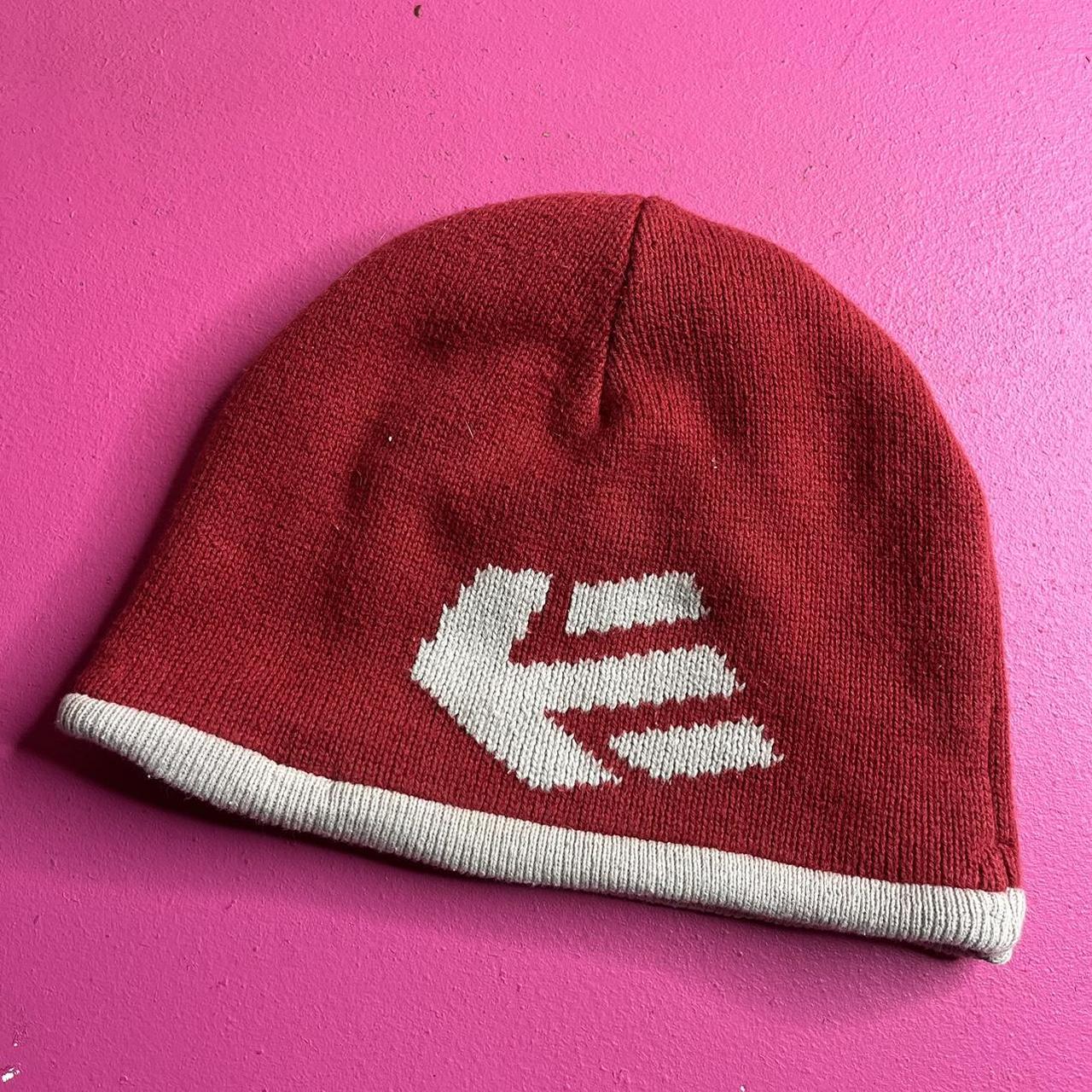 Vintage Etnies reversible beanie - Depop
