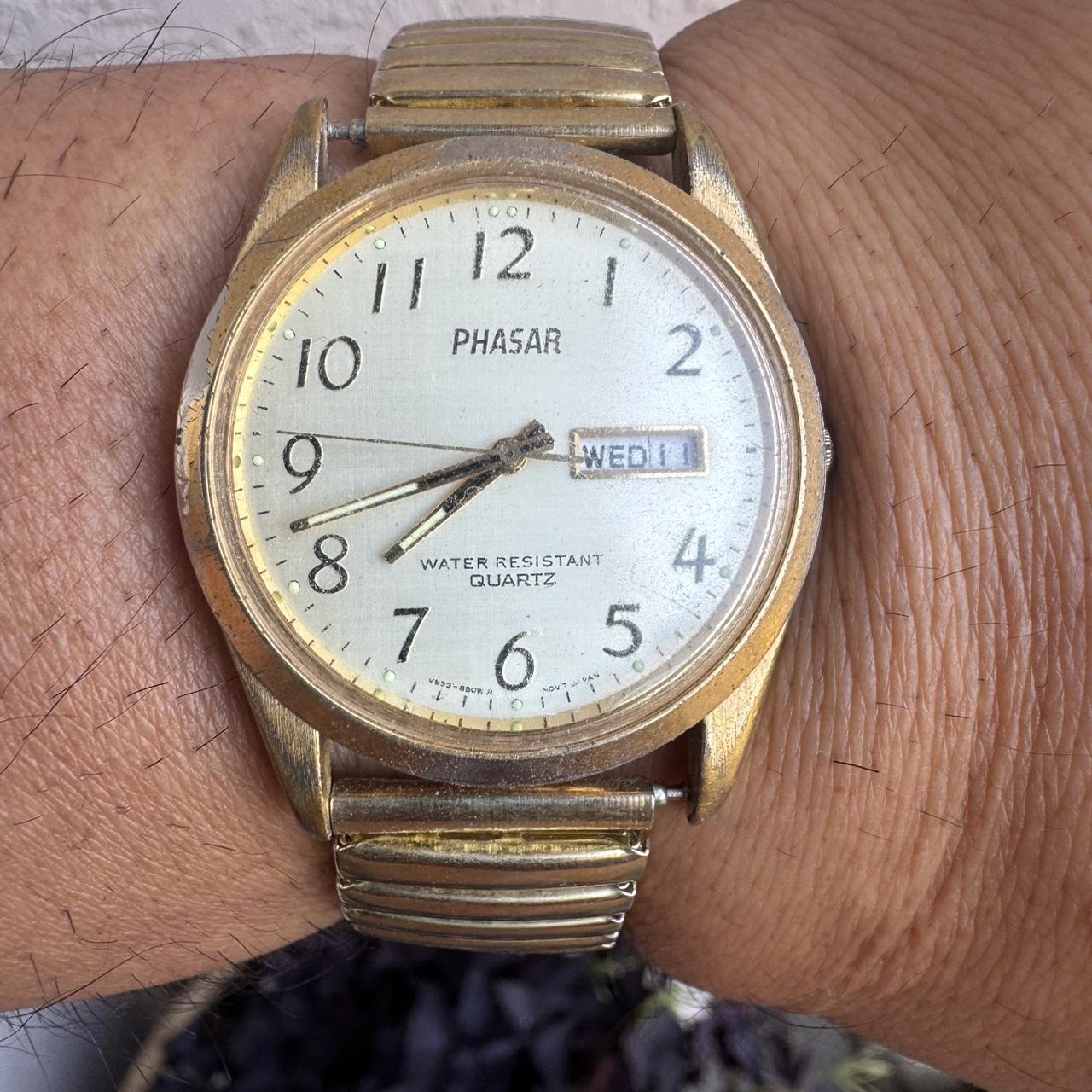 Phasar gold tone analogue Day Date watch Great... | Depop
