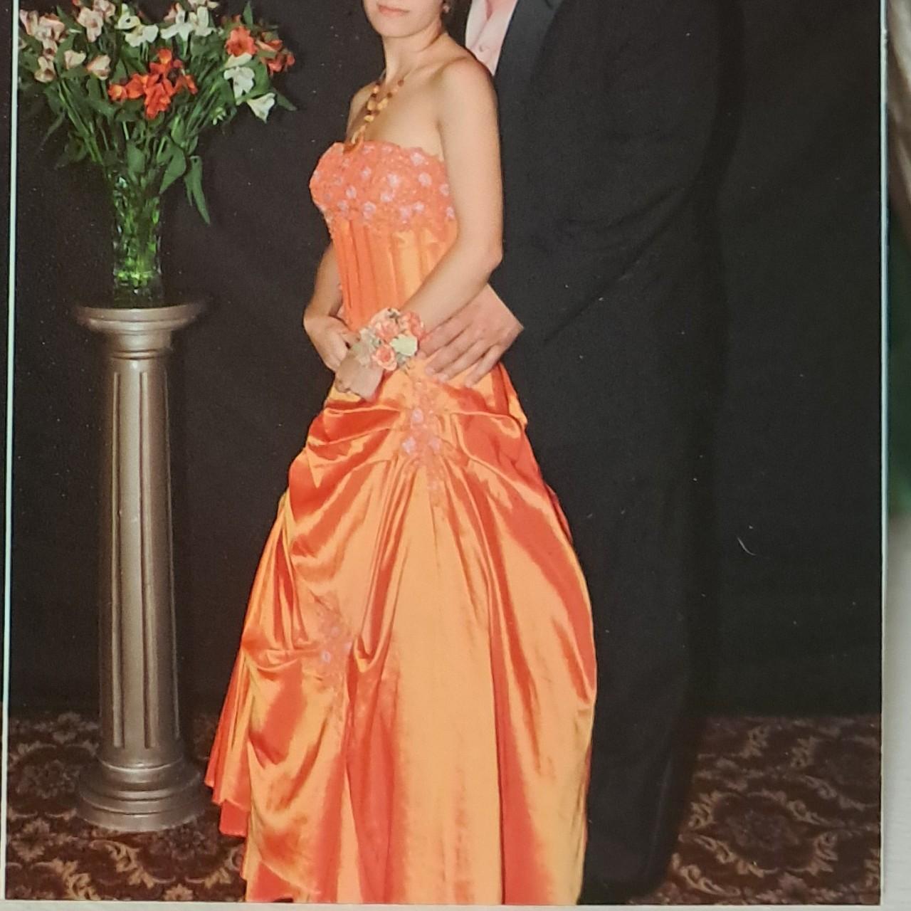 Y2K 3 PIECE KISS KISS ORANGE PROM DRESS! This was my... - Depop