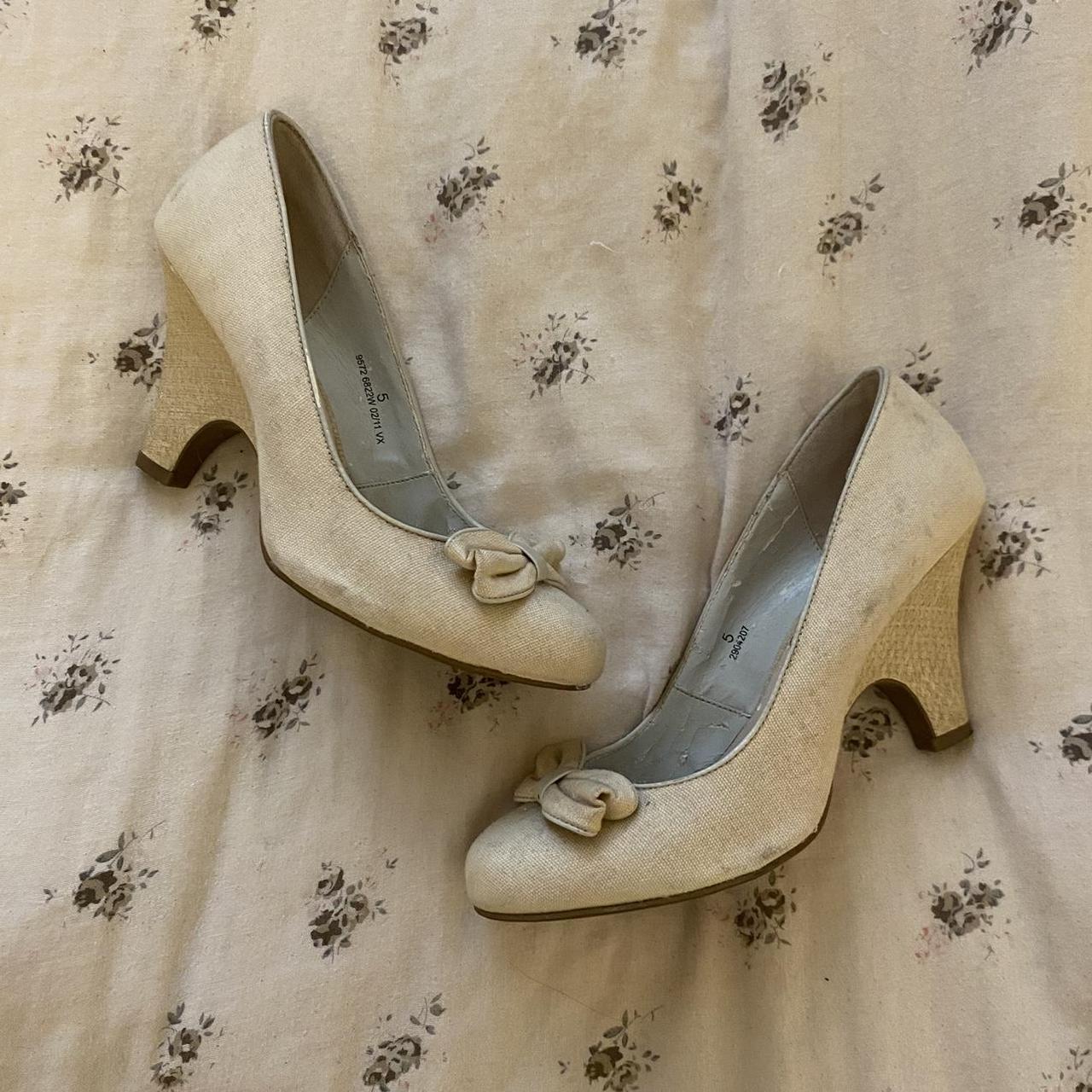 cutest ribbon pale pink heels 🐇 in great vintage... - Depop