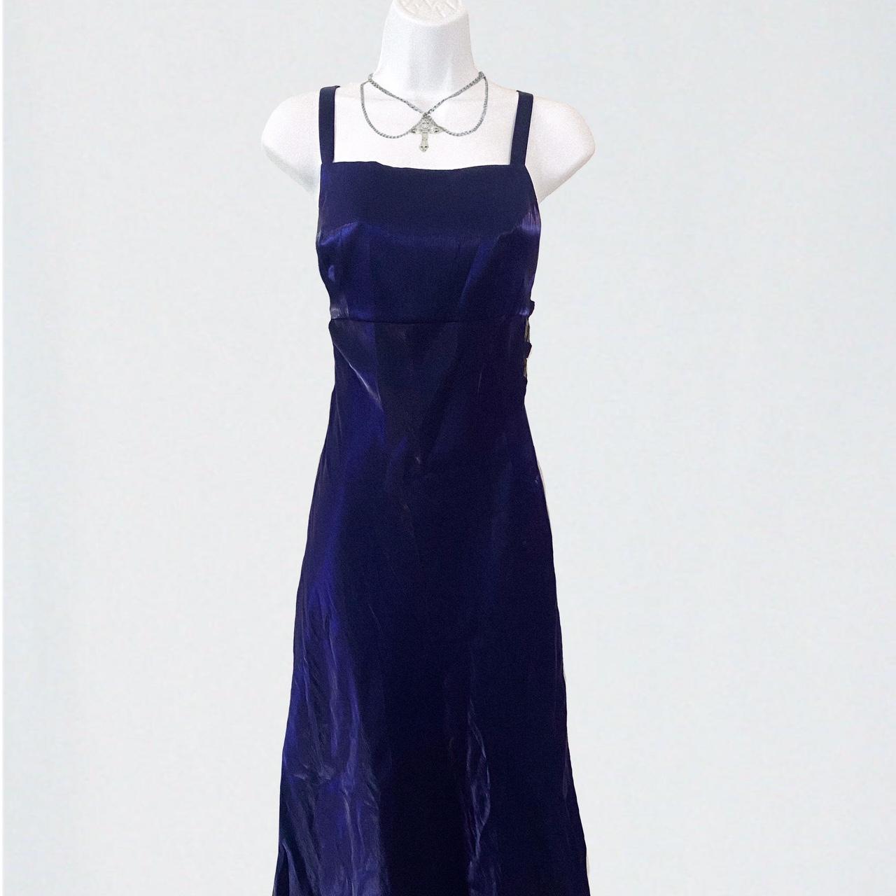 Faviana New York purple liquid metallic prom/evening... - Depop