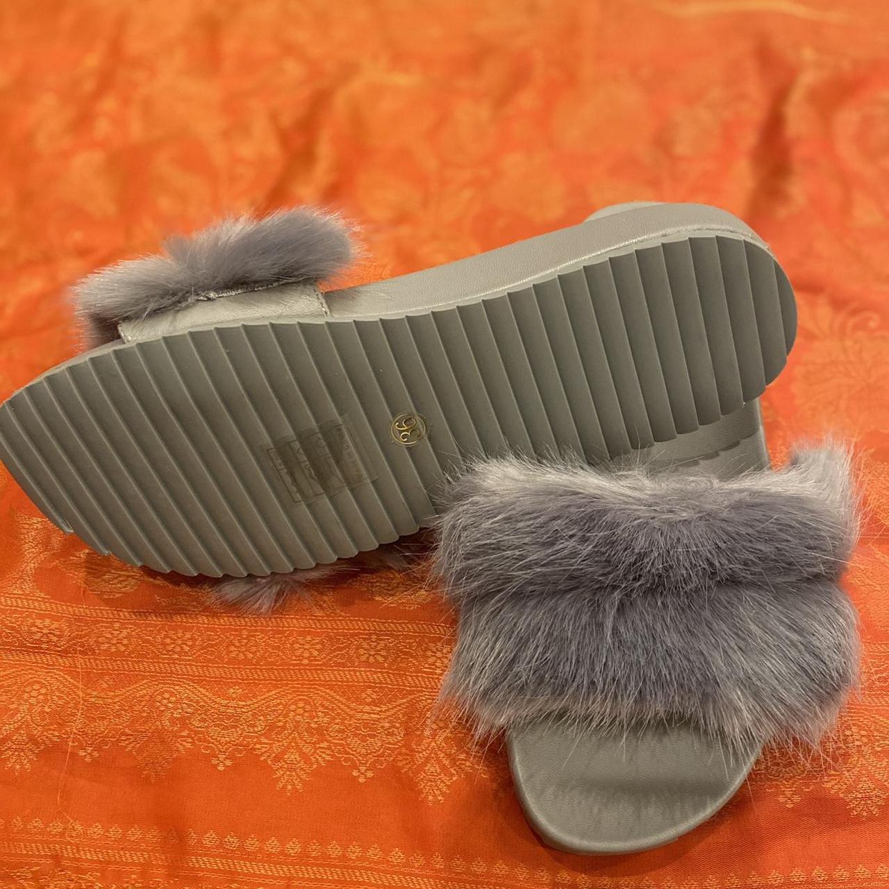 Cute fuzzy furry lightweight gray slides NWOT never... - Depop