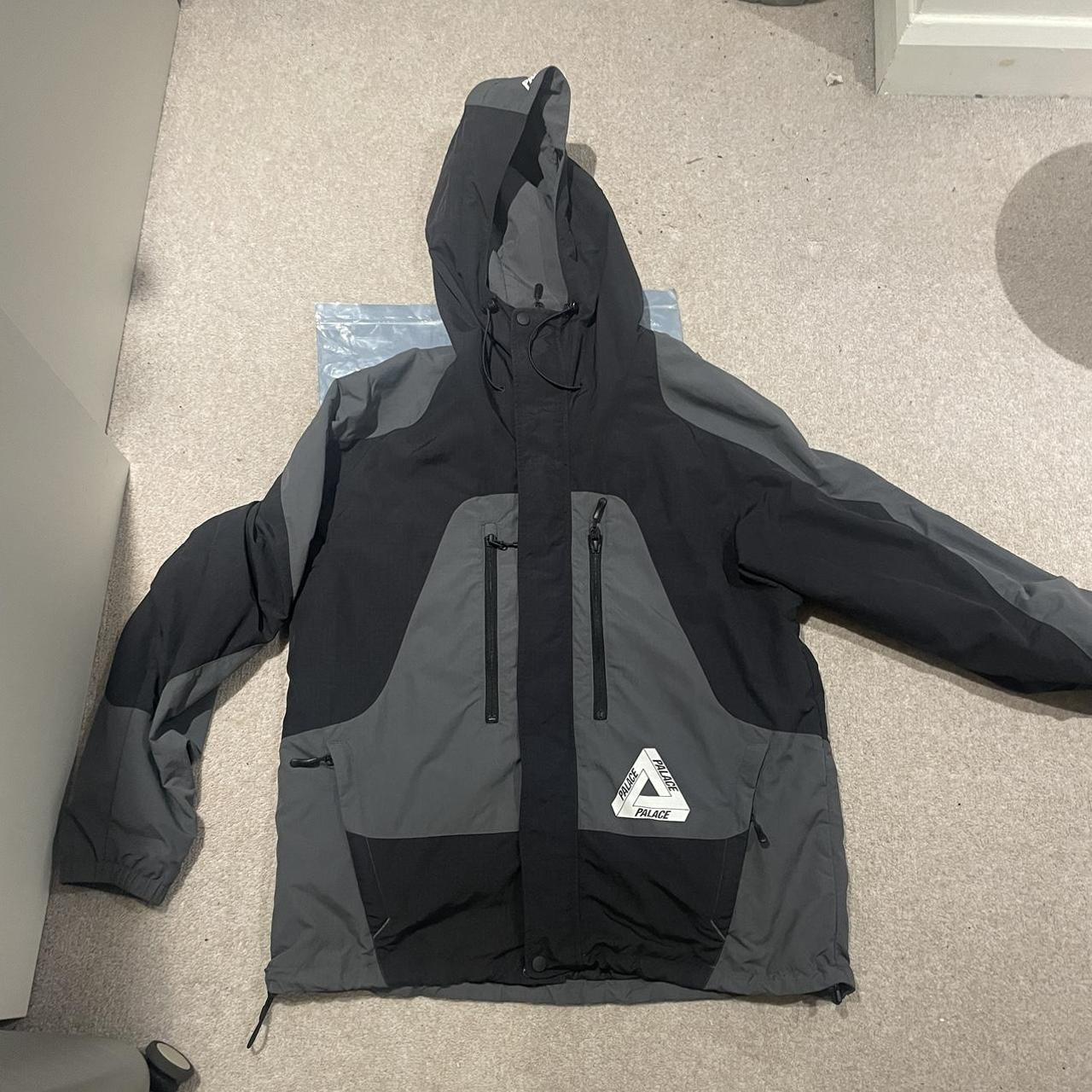 Palace power jacket in perfect condition Cinchable... - Depop