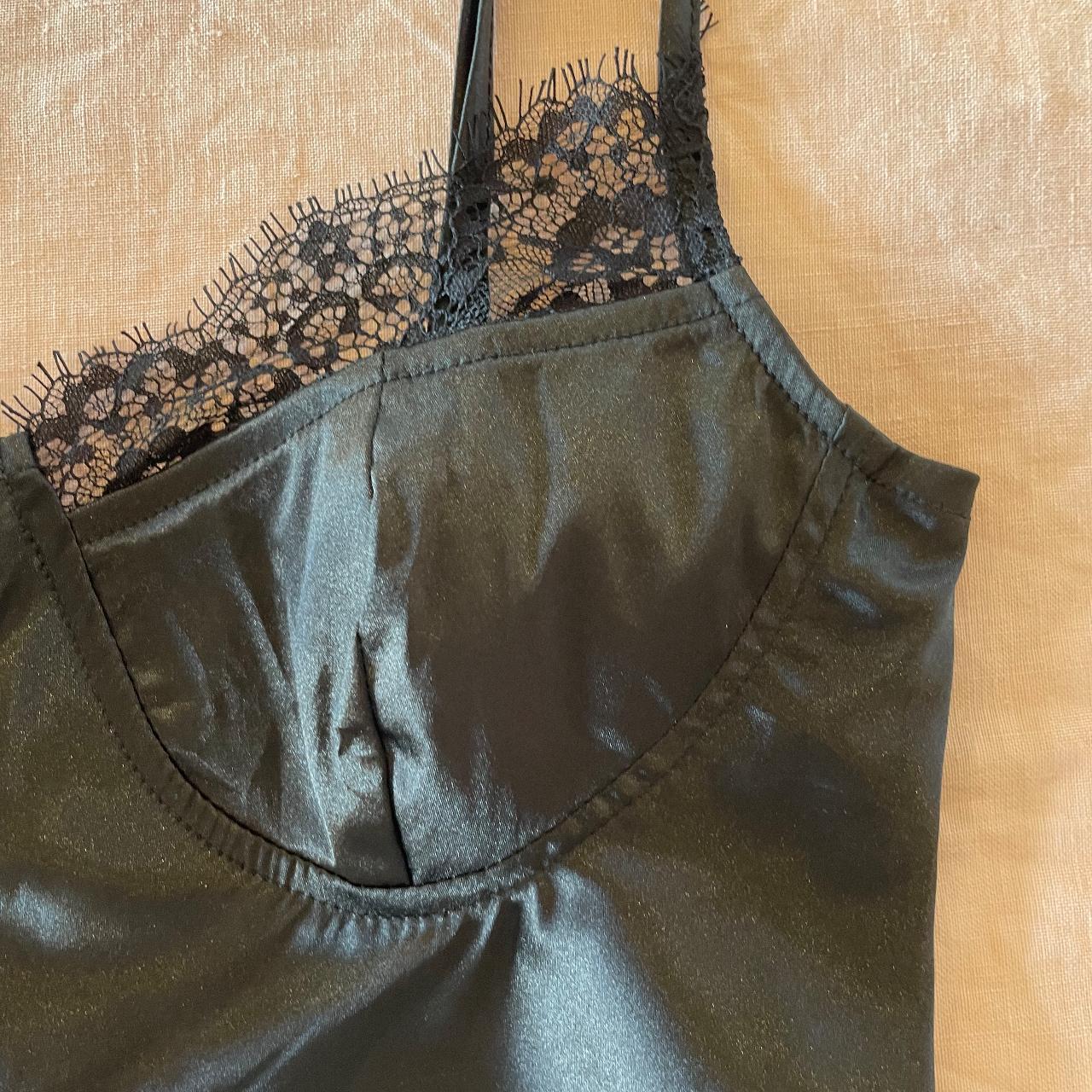 Black lace singlet top From universal store size XS/6 - Depop