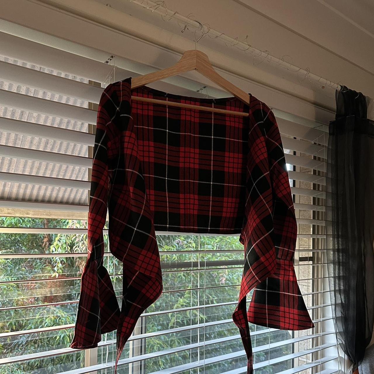 LOVE TOO TRUE / AUBREY WRAP TOP 🕸 UK8 - fits VERY... - Depop