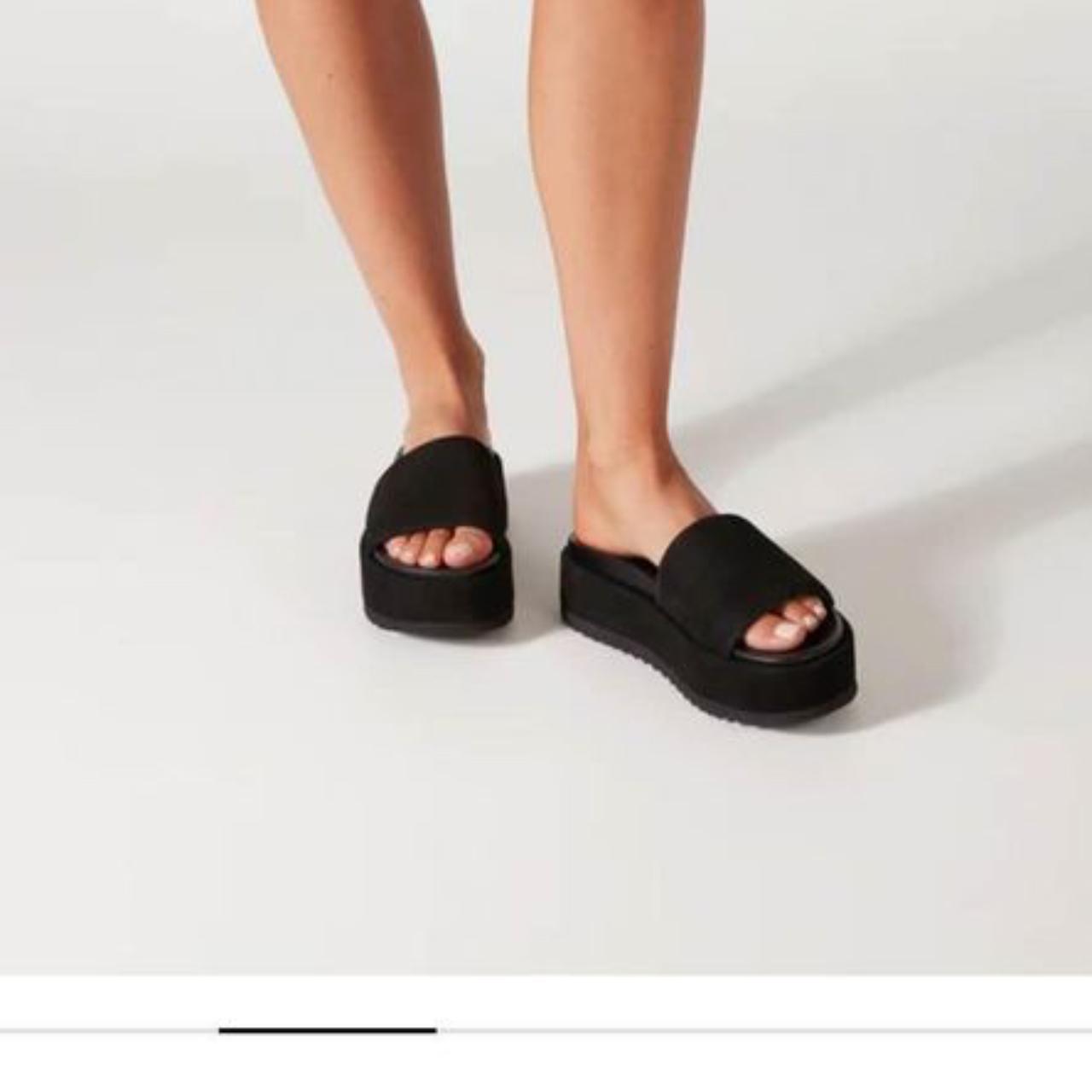 Tony Bianco Rio Phoenix slides Size 9. RRP... - Depop