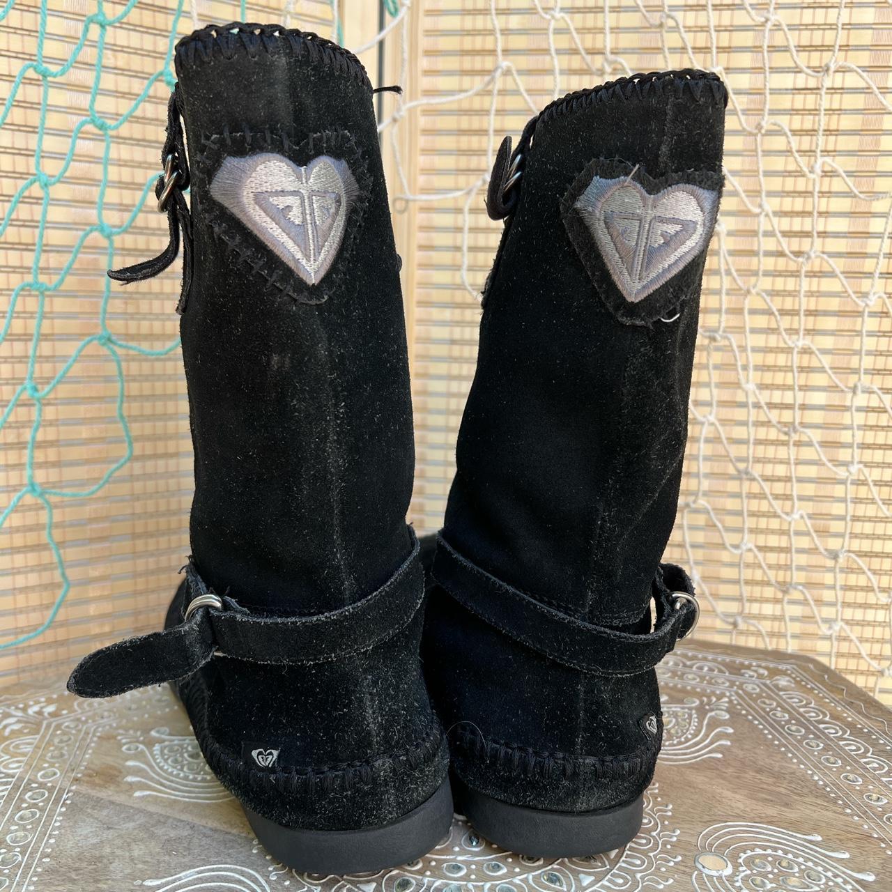 Vintage Roxy Black Moccasin Boots Size: 8 1/2... - Depop