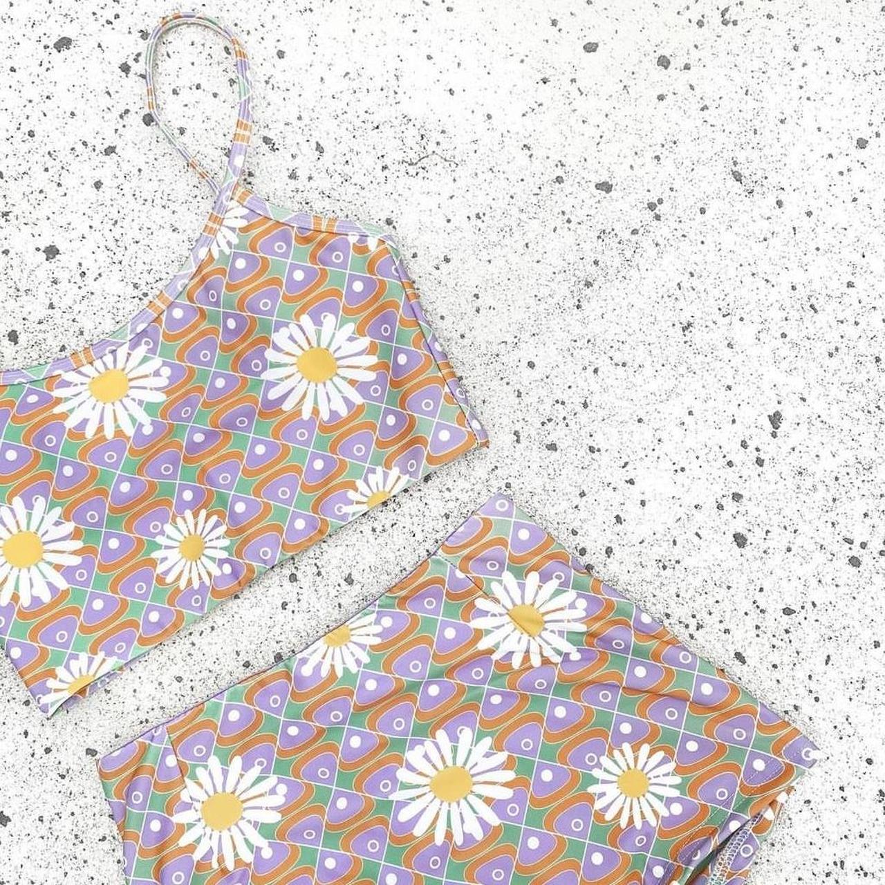 Inner relm surf set size medium sold out set Only... - Depop