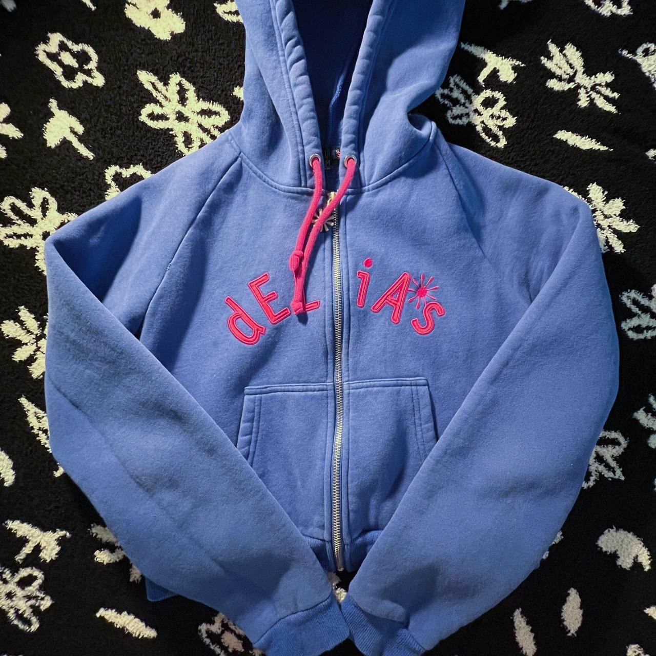 Delia’s cropped zip up sweater Size medium, can fit... - Depop