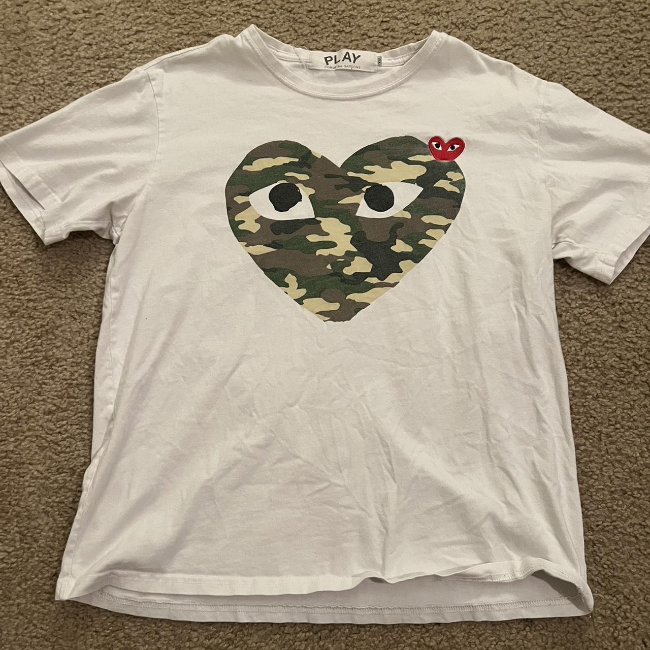 CDG Camo Heart Tee - Depop