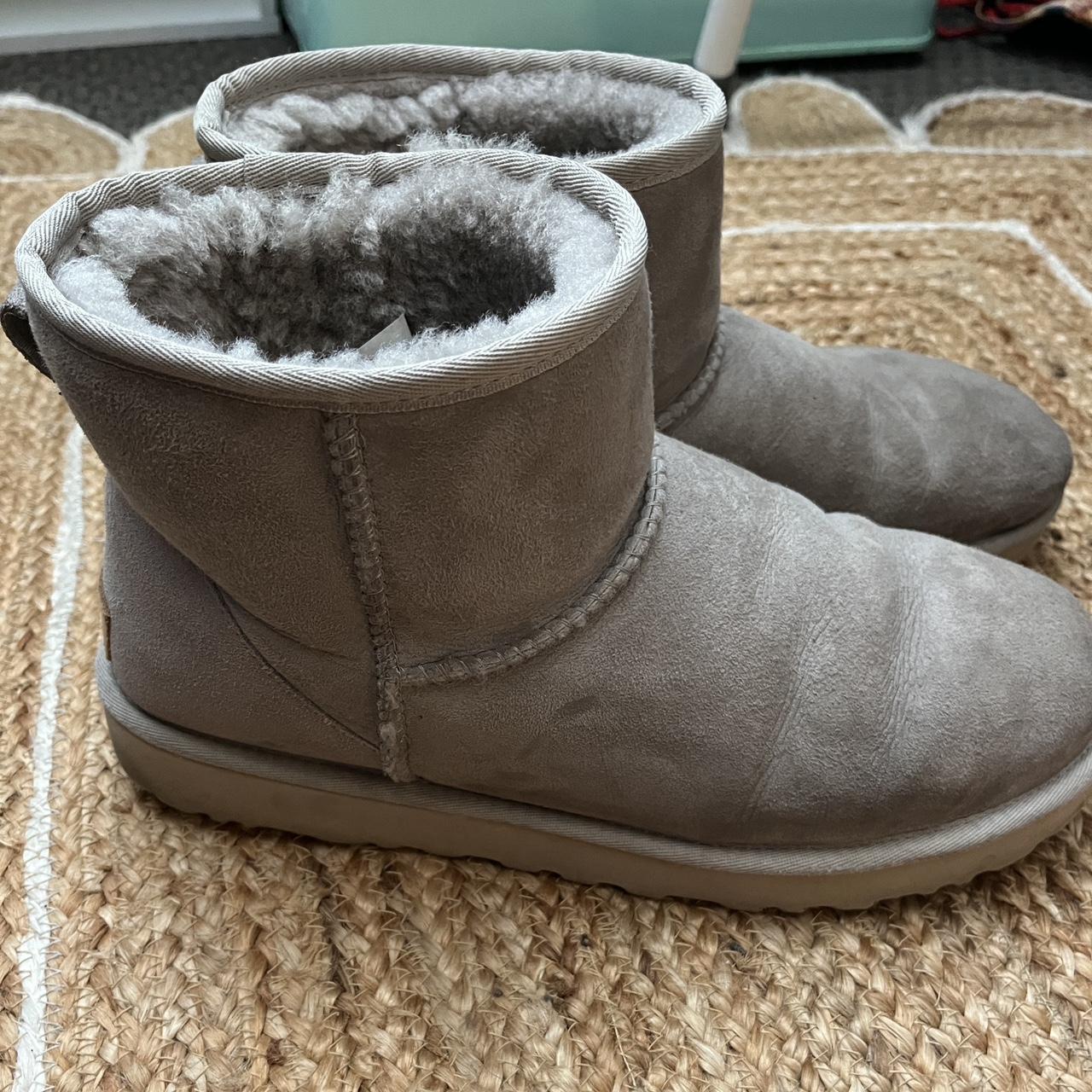 UGG Women's Grey Boots | Depop