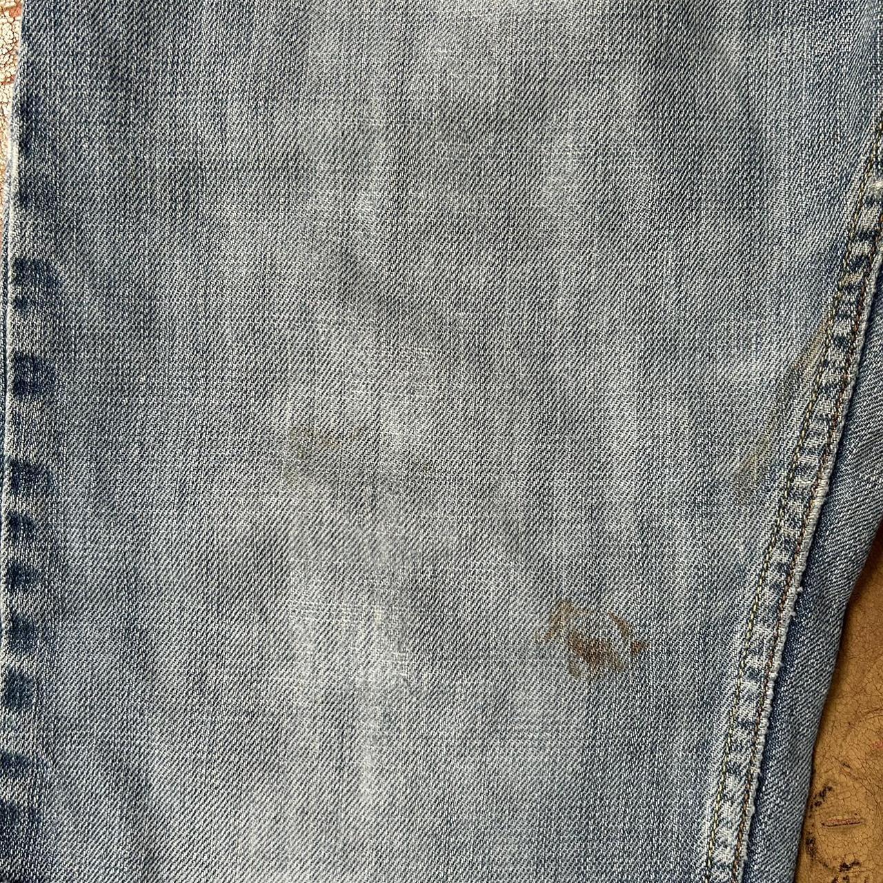 Low rise knee length shorts/ capris. Levi’s slim... - Depop