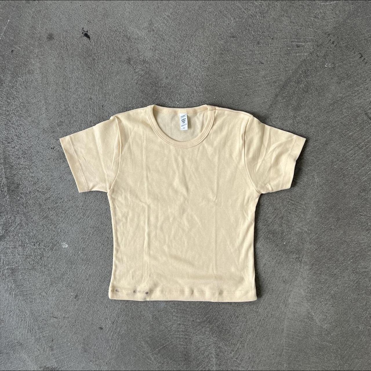 Women's Cream T-shirt | Depop