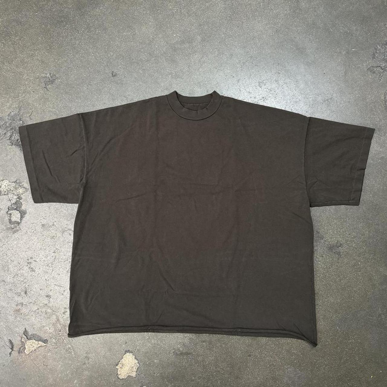 LAA2945- SAMPLE MILITARY GREEN HEAVY RIB TEE... - Depop