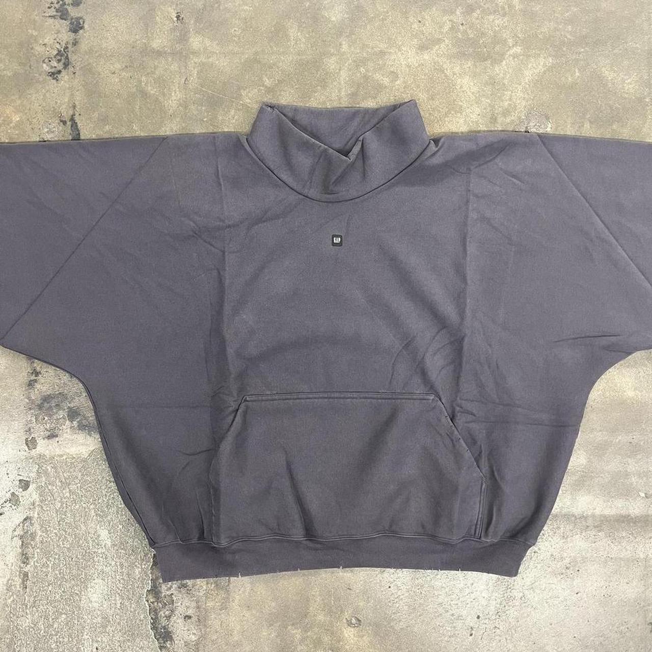 LAA9519 - IMPERFECT SAMPLE MOCK NECK PULLOVER... | Depop