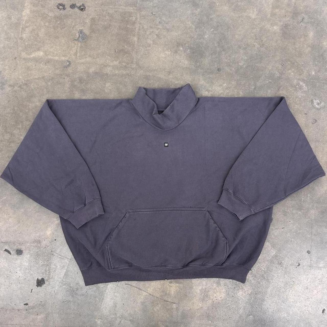 LAA7590 - IMPERFECT SAMPLE PLUM MOCK NECK PULLOVER... | Depop