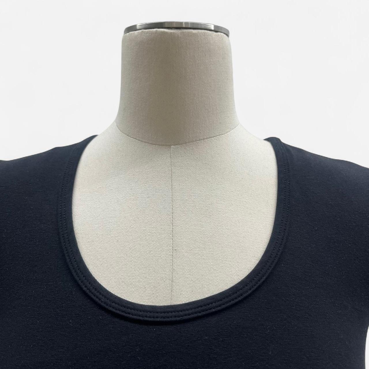 DH2278 - BLACK GARMENT DYE MICRO CROP TEE This tiny... | Depop