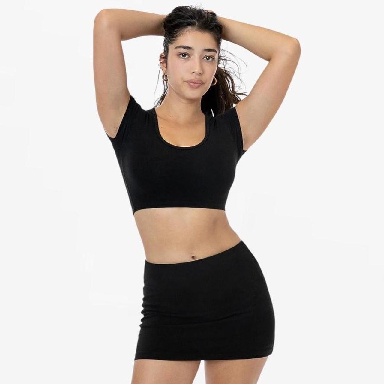 DH2278 - BLACK GARMENT DYE MICRO CROP TEE This tiny... | Depop