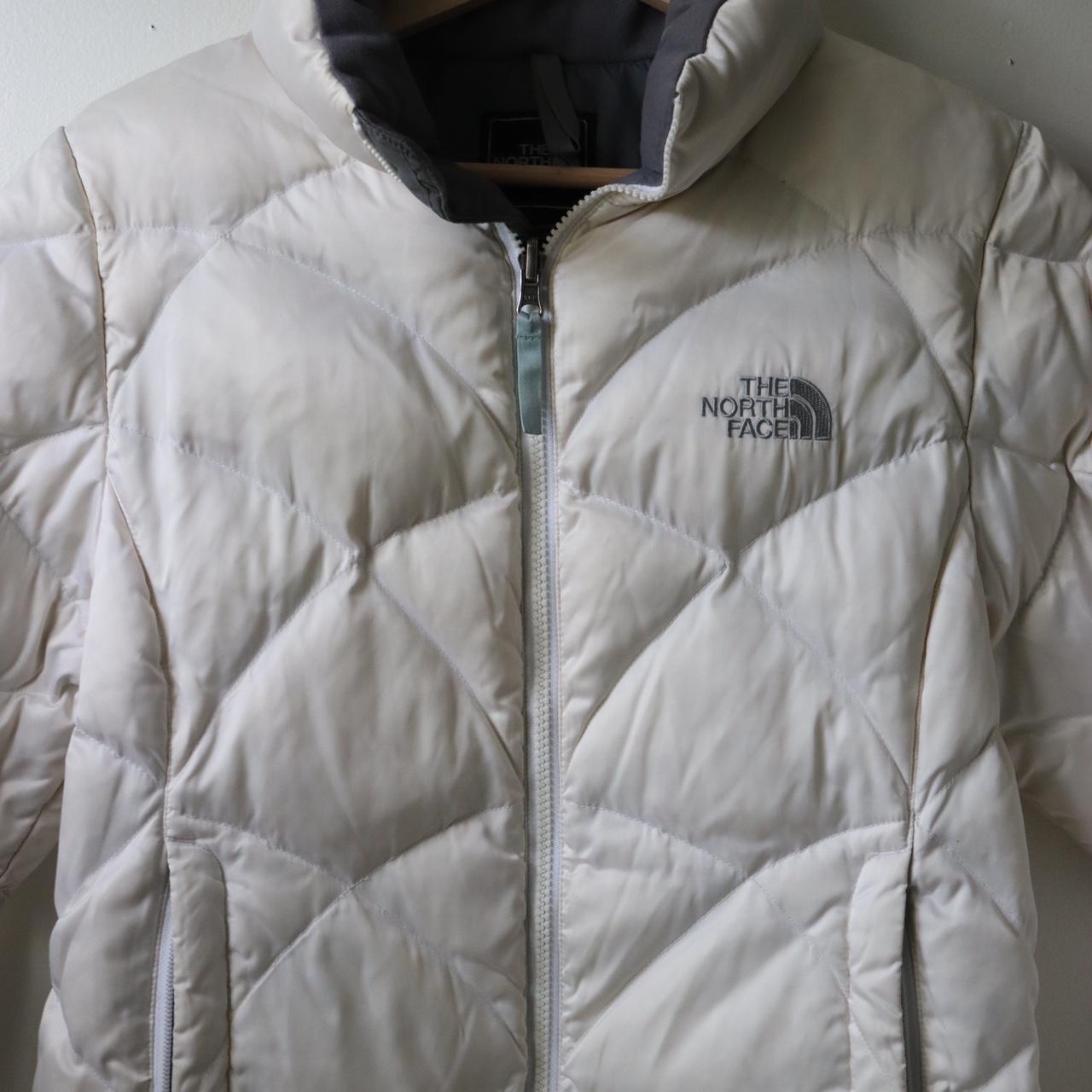 THE NORTH FACE Womens small 550 DOWN PUFFER JACKET... - Depop