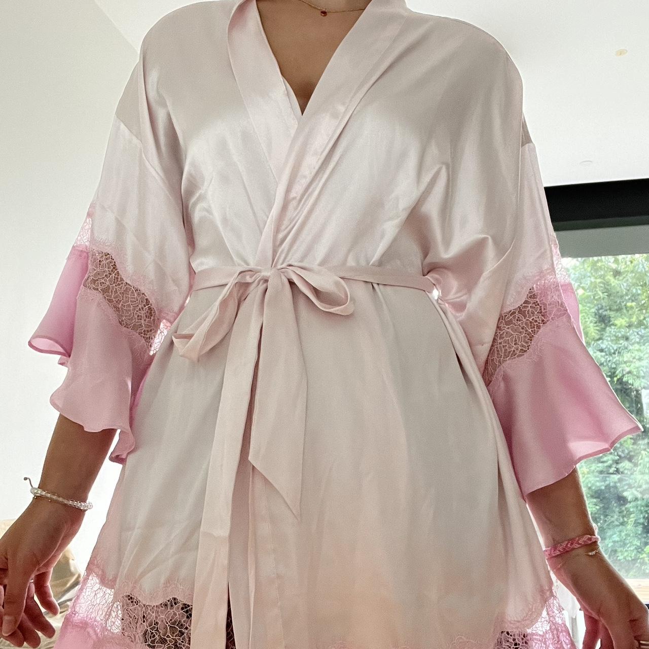 Gorgeous light pink Victoria Secret robe!... - Depop