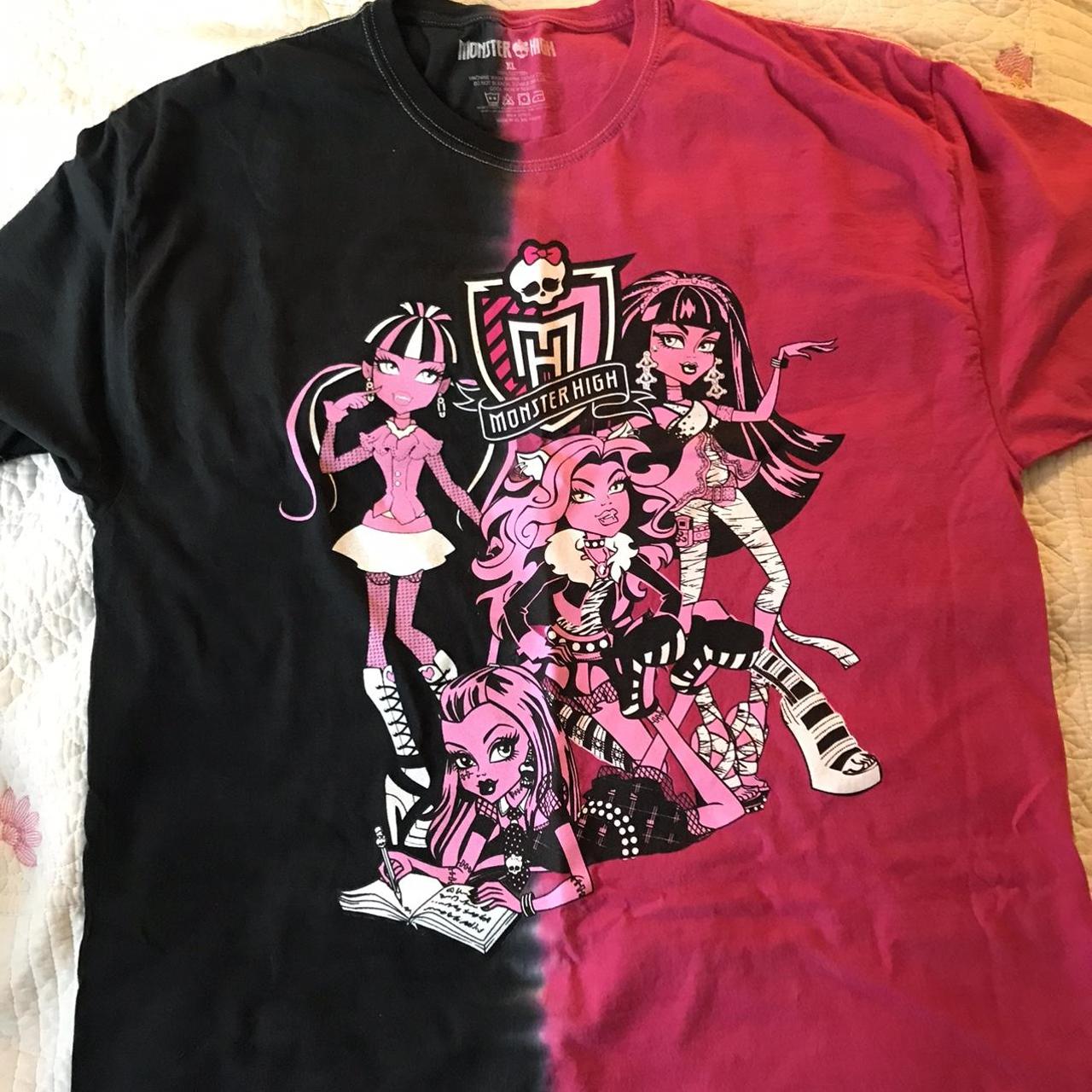 Monster High Hot Topic graphic tee size XL ! brand... - Depop