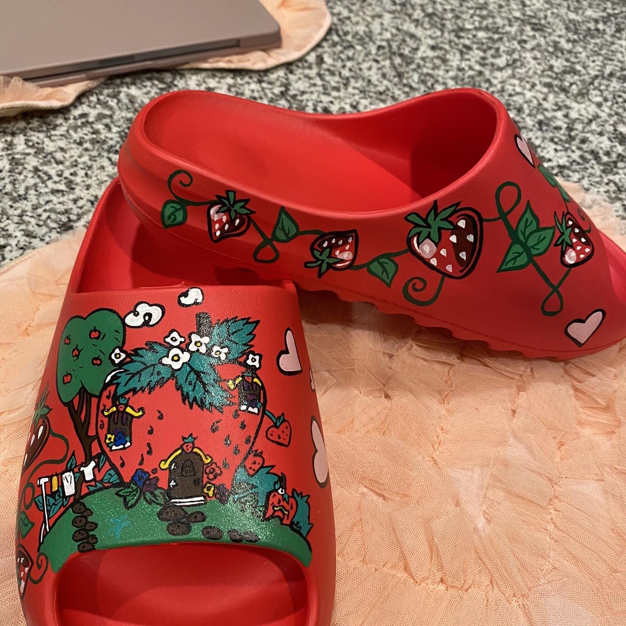 PrettyLittleThing Women's Red Slides | Depop