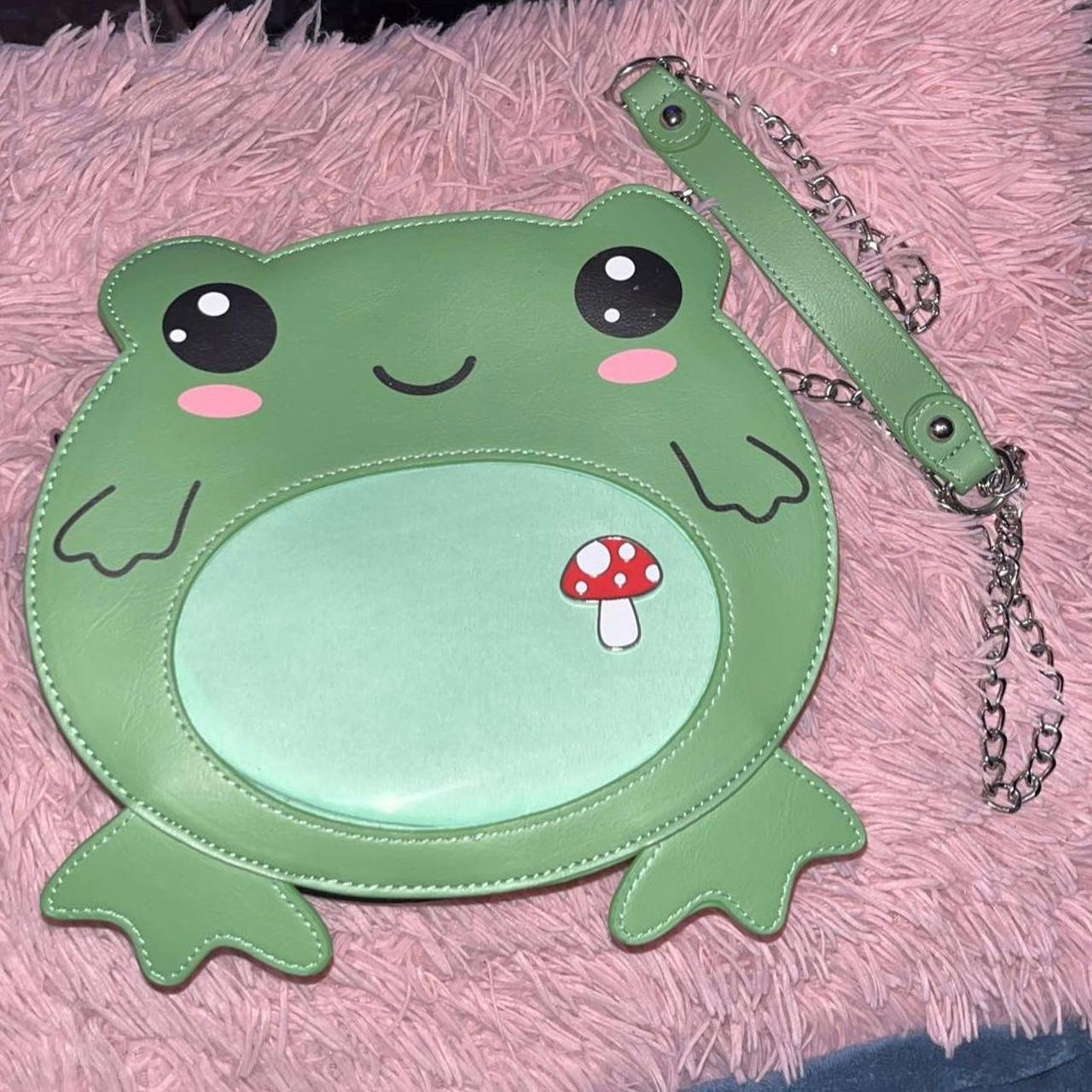 Hot Topic Men's Green Bag | Depop