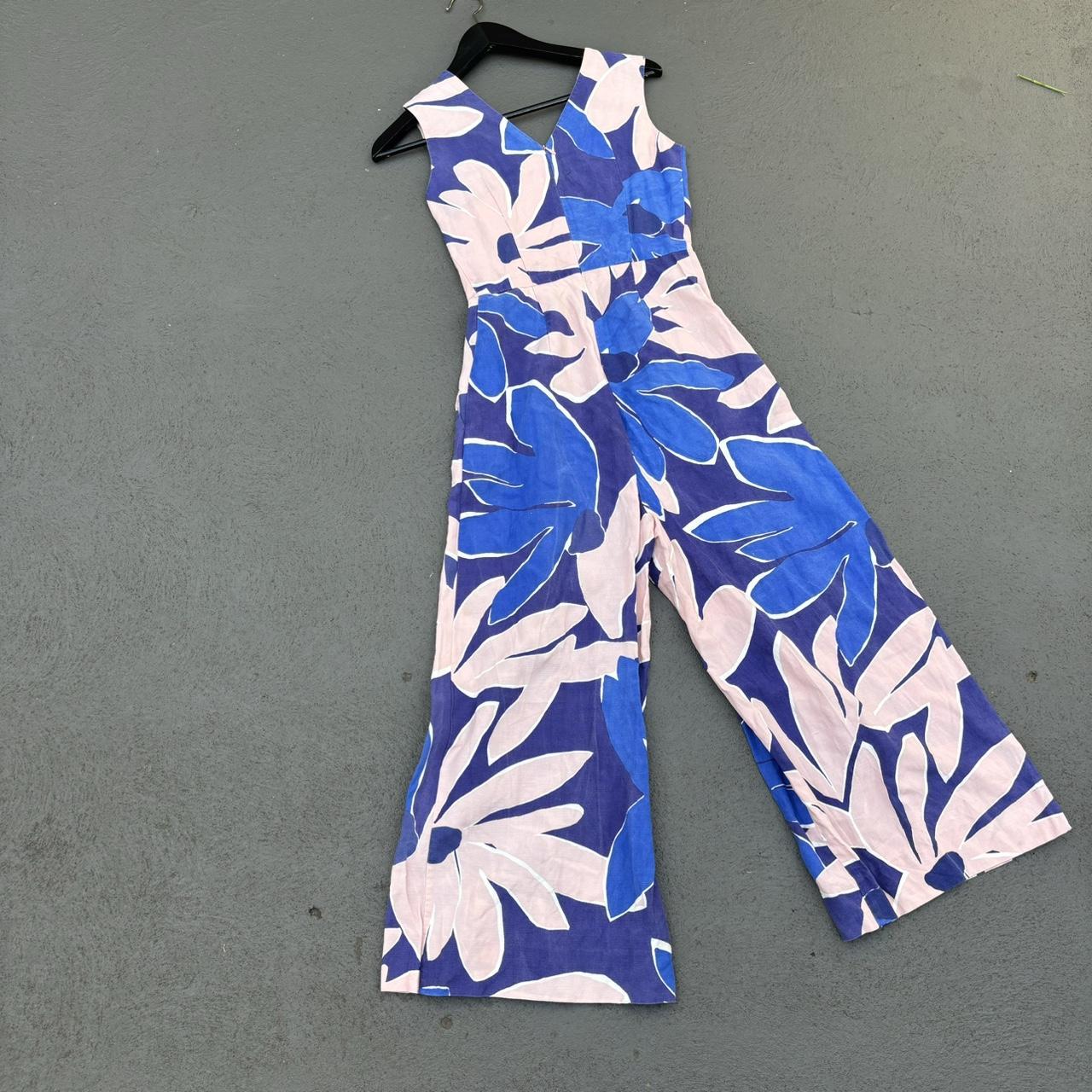 Gorman floral jumpsuit in Jurassic daisy print 🌺... - Depop