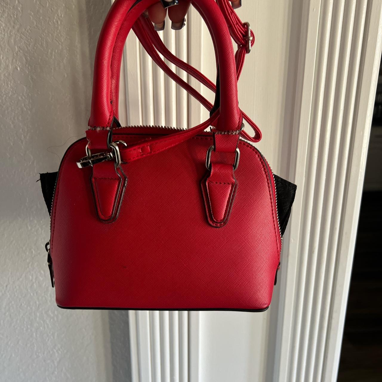 Red Steve Madden Purse Small bag - Depop