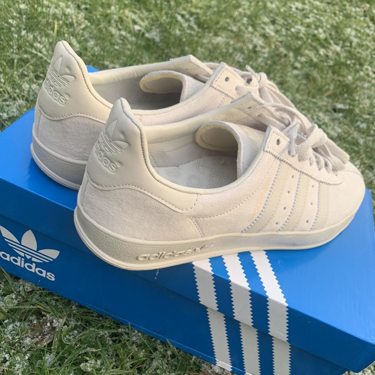 Adidas Originals Men's Cream Trainers | Depop