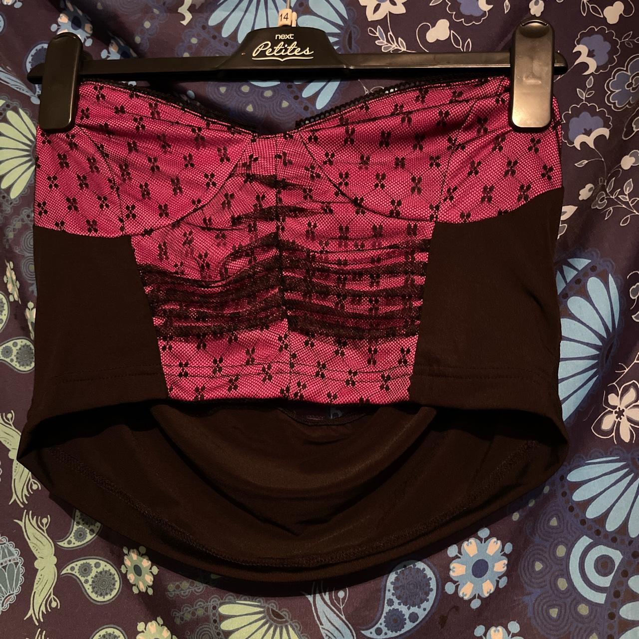 Black and magenta less detail bandeau crop top 💗🖤... - Depop