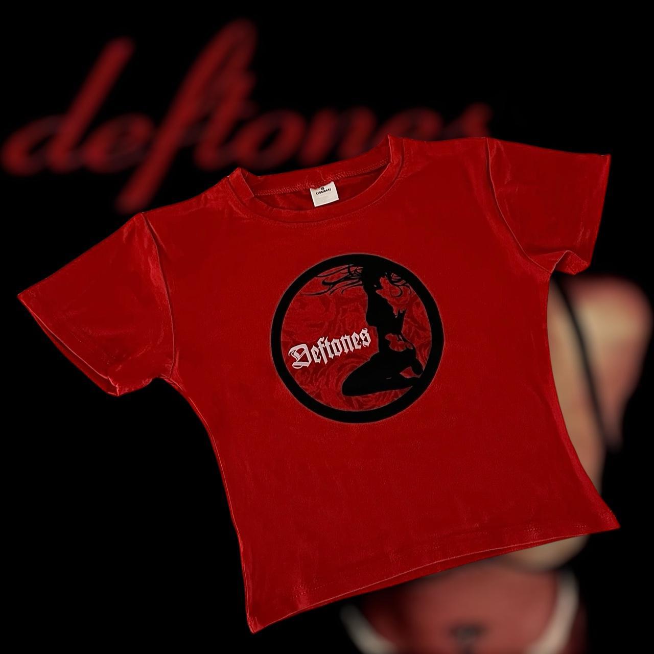 Red Deftones Tee - Depop