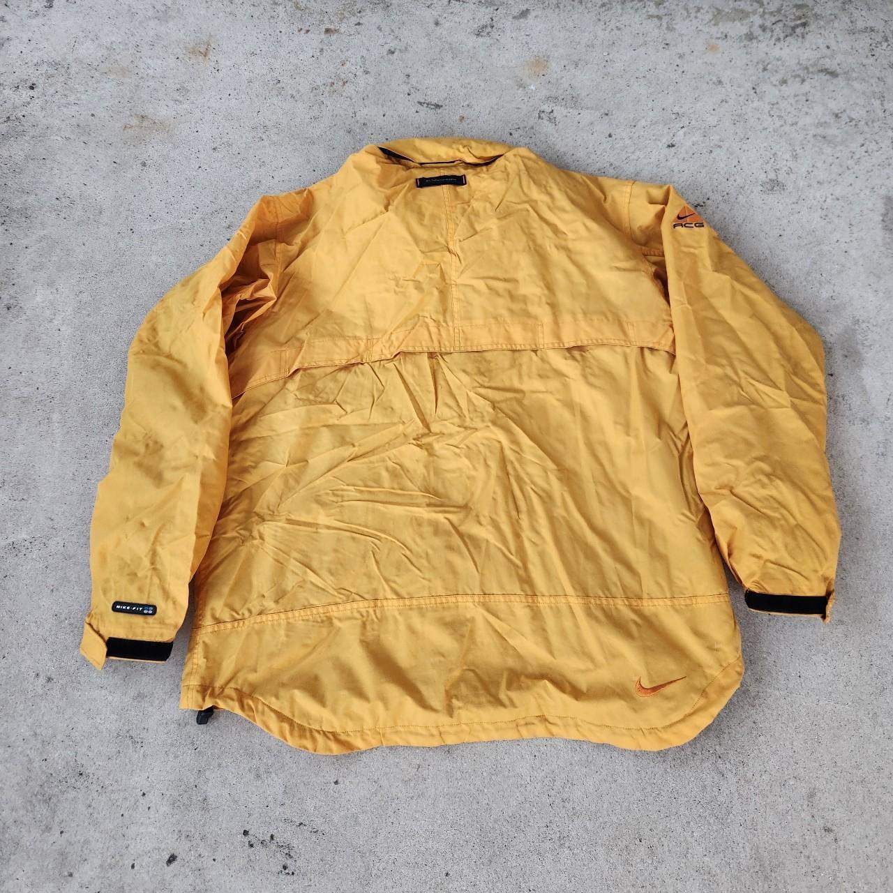 Nike ACG Men's Yellow Jacket | Depop