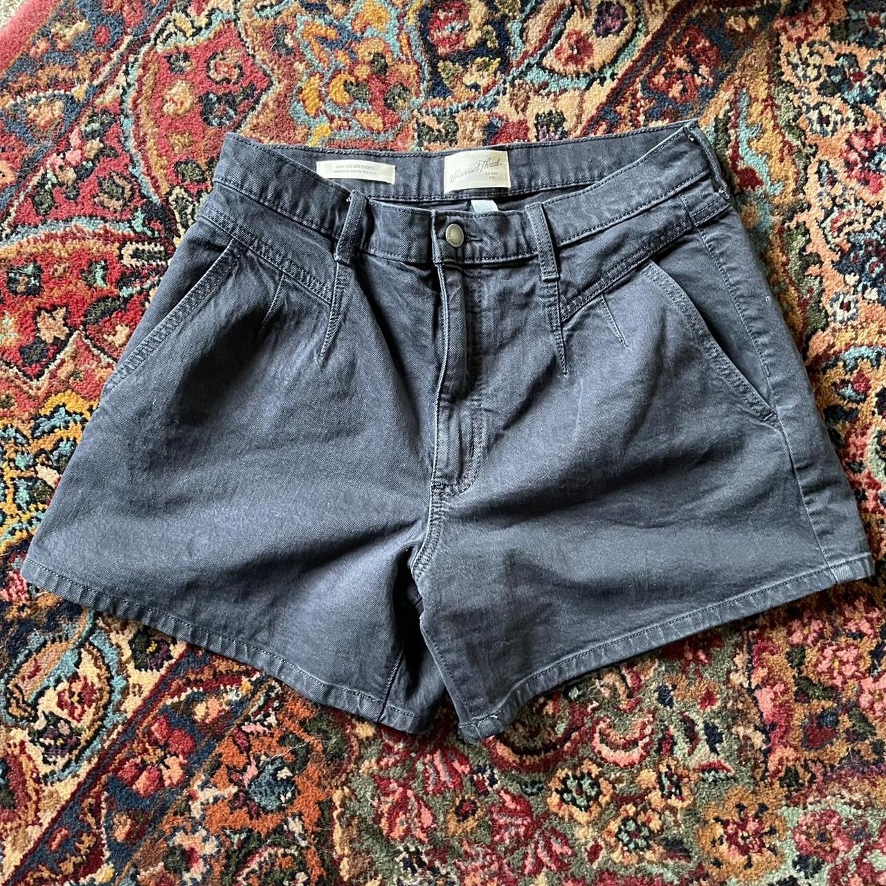 Universal Thread Women's Black Shorts | Depop