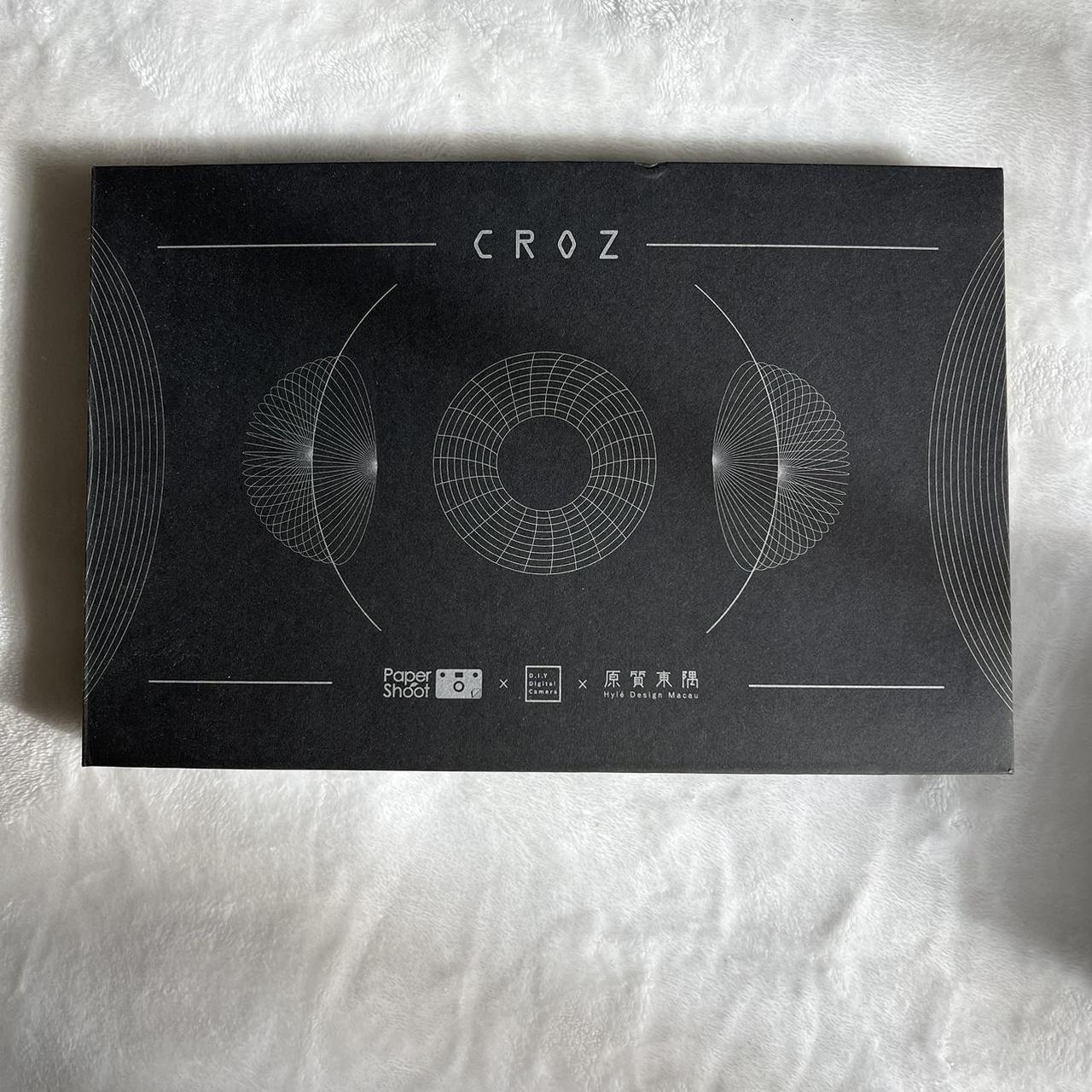 paper shoot camera set - CROZ vanguard comes with SD... - Depop